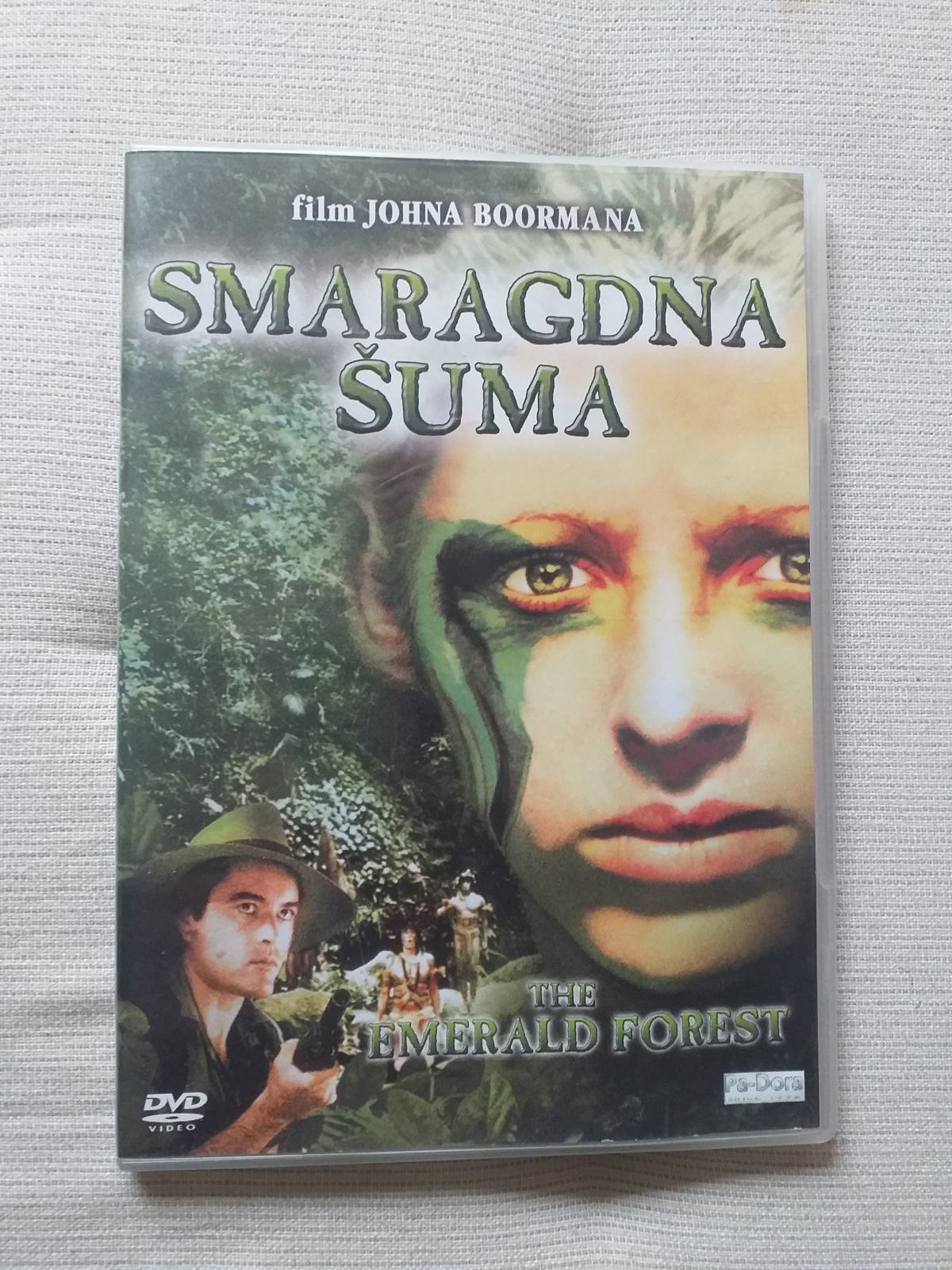 SMARAGDNA ŠUMA