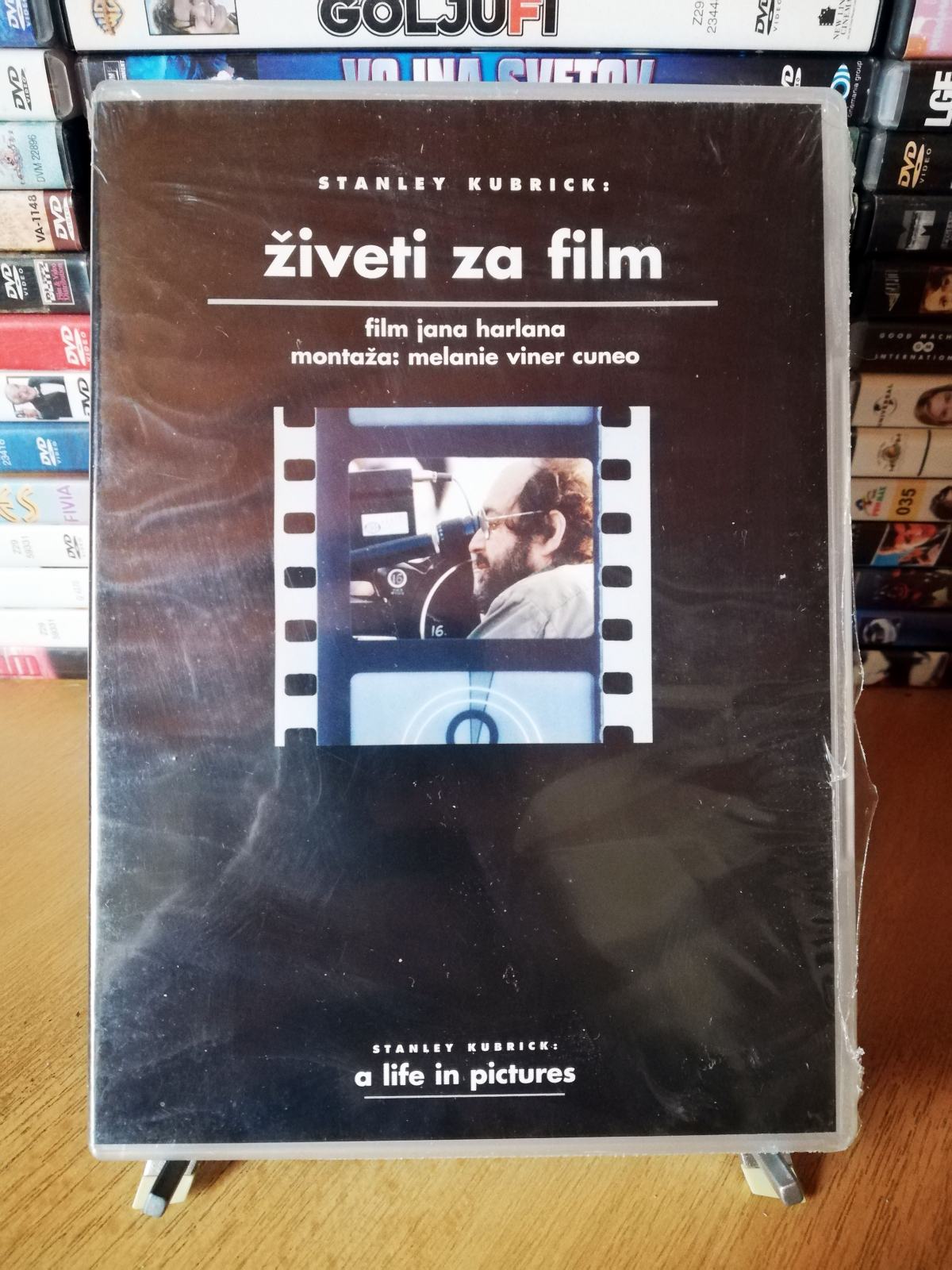 Stanley Kubrick: A Life in Pictures (2001) (ZAPAKIRANO) / IMDb 8.0