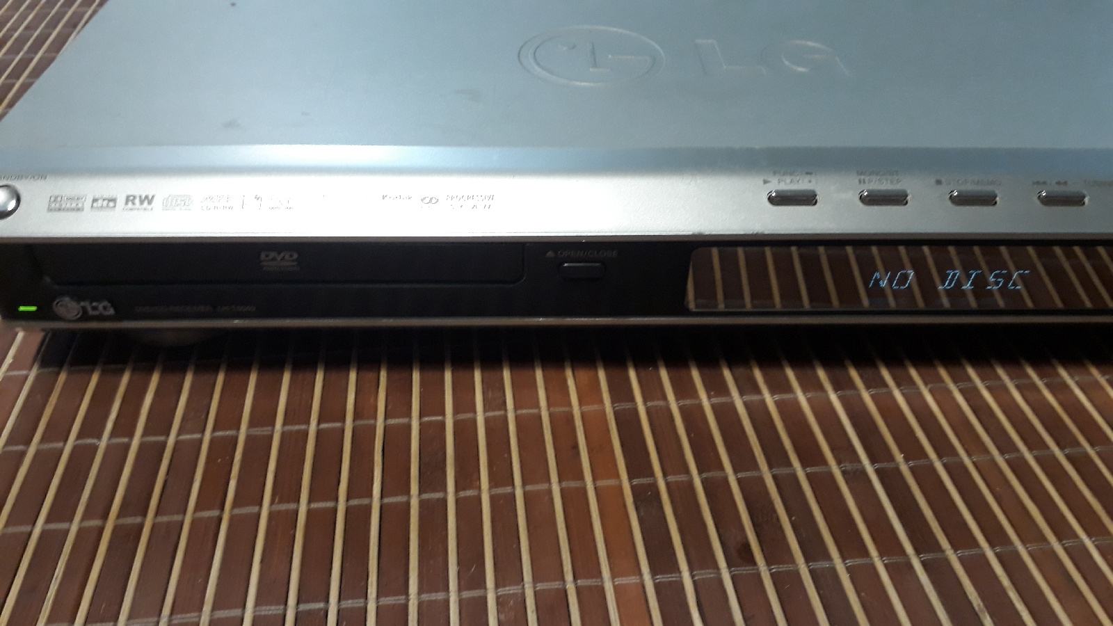 LG DVD/CD receiver za popravak