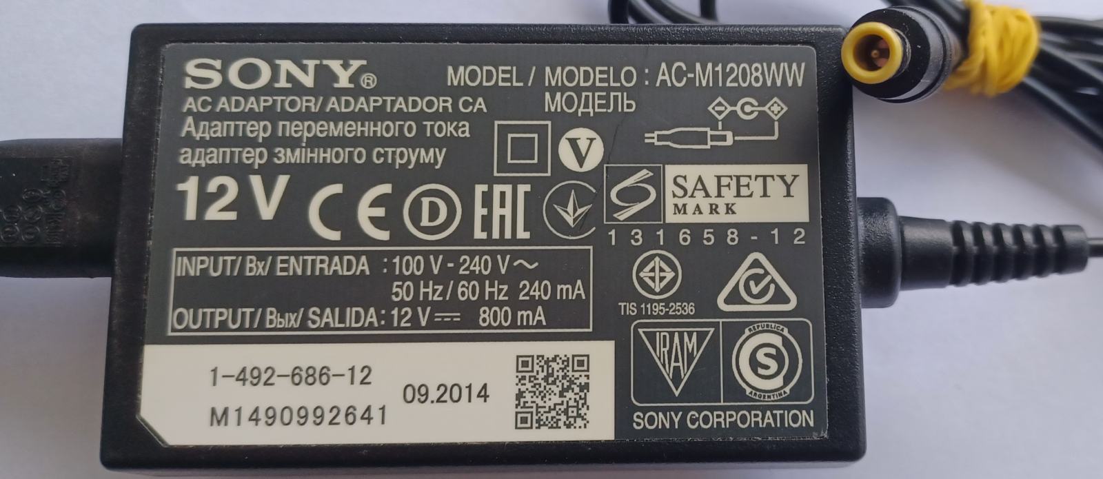 SONY AC ADAPTER AC-M1208WW ( 12V 800mA )