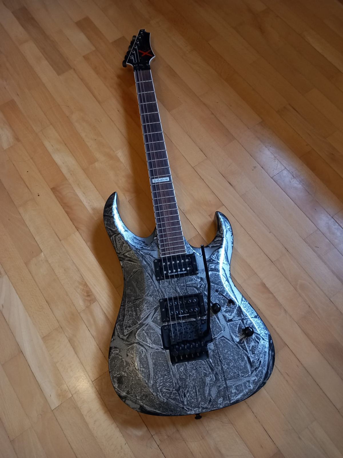 Cort X-custom