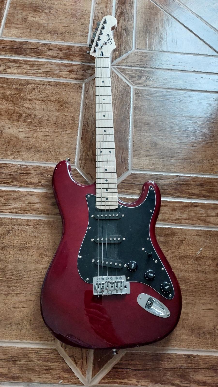 Električna gitara Flight