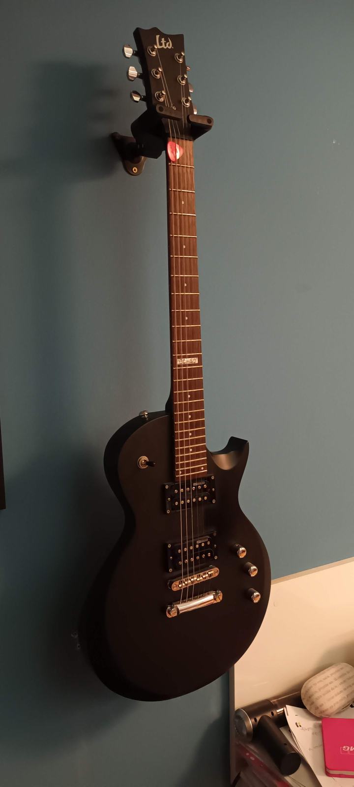 ESP LTD EC-50 BLACK SATIN