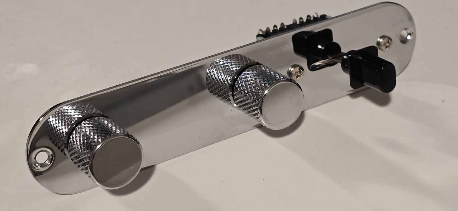 Fender ‘62 Custom Telecaster® Control plate s elektronikom