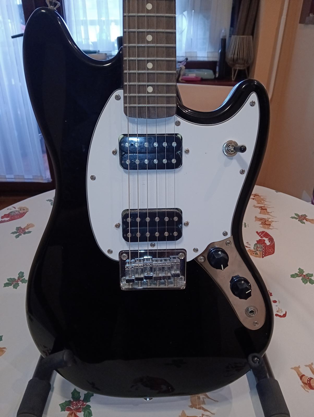 FENDER squier mustang hh black