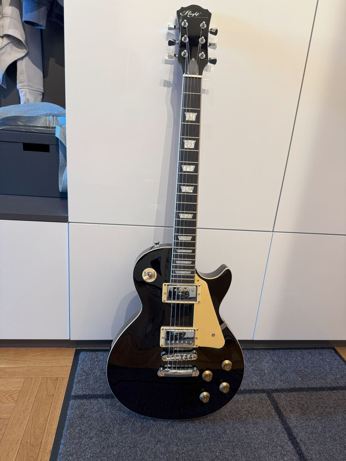 FLIGHT ELP10 BK električna gitara
