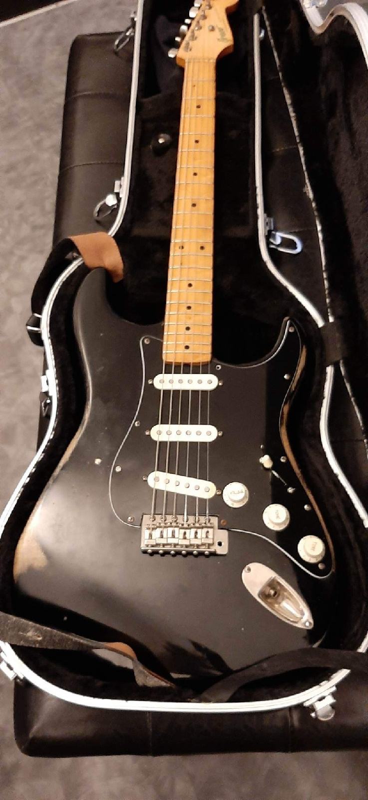 Greco Super Sound Stratocaster, 77.