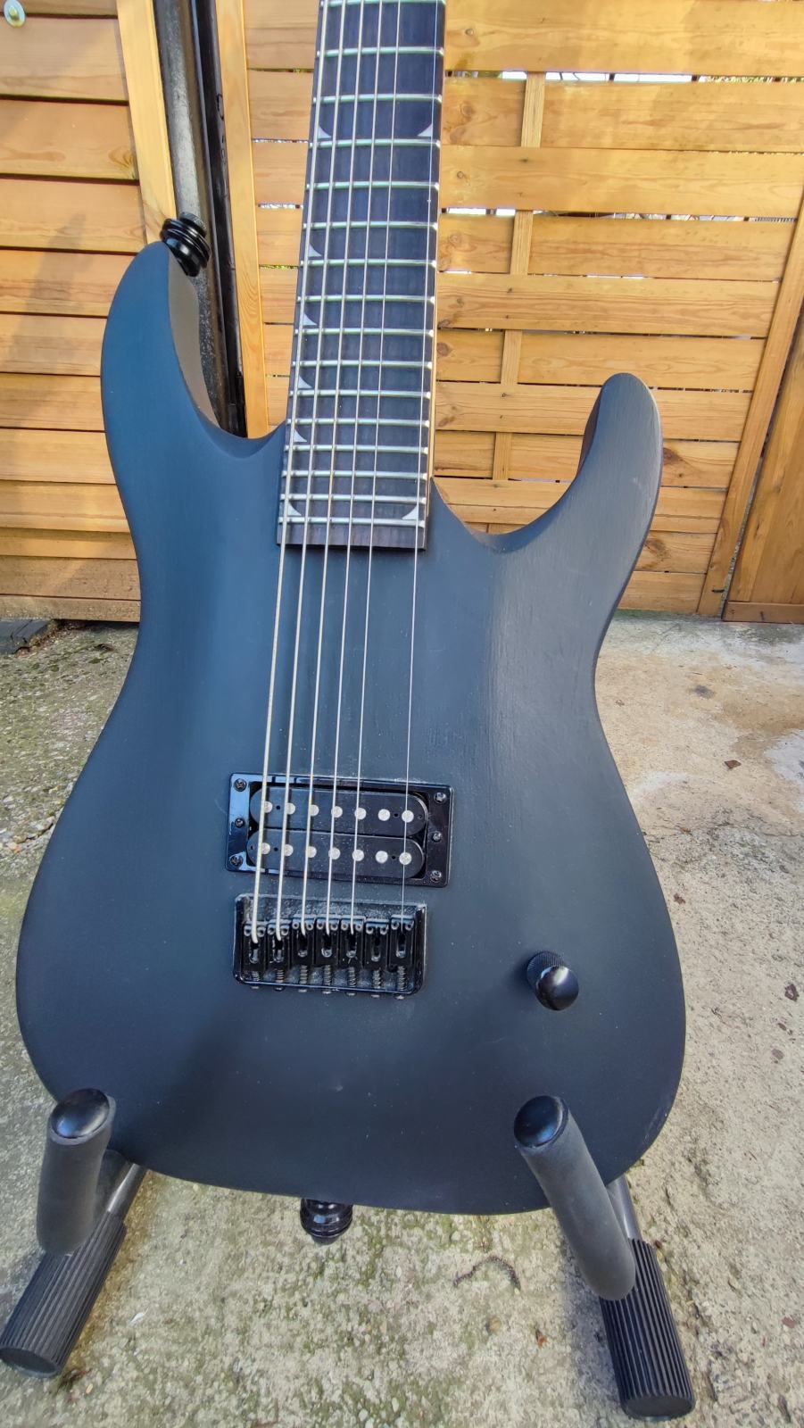 Jackson JS22-7 (Moddan, Wizz pickup)