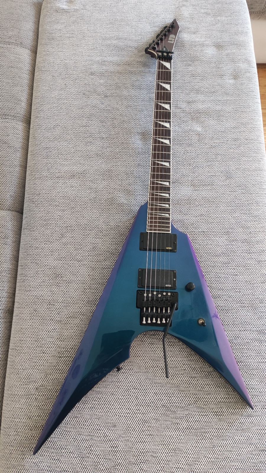 LTD ESP Arrow 1000 Violet Andromeda