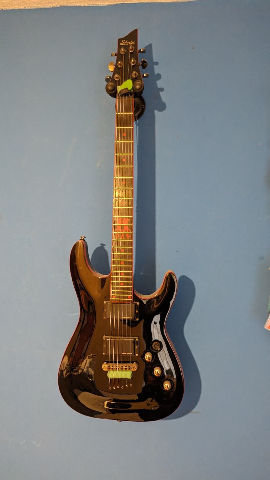 Schecter C-1 She Devil