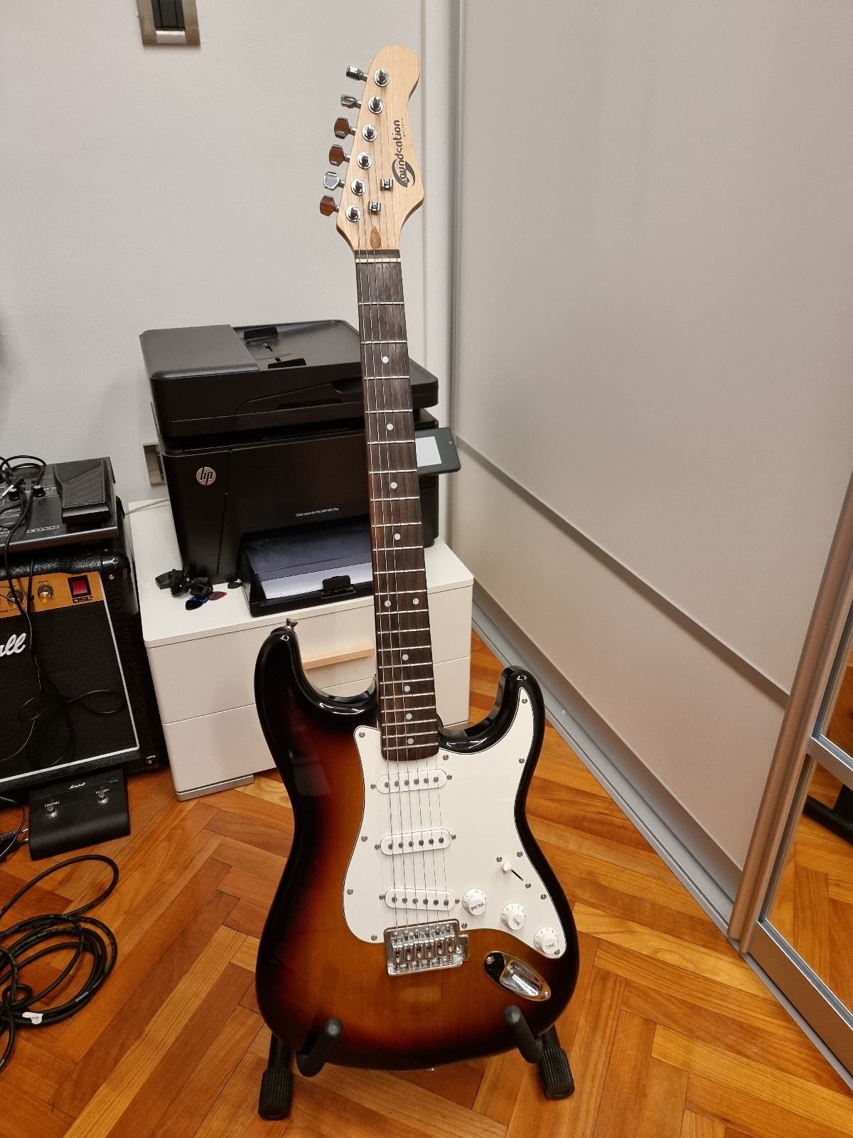 SoundSation Električna gitara sa zvučnikom i torbom