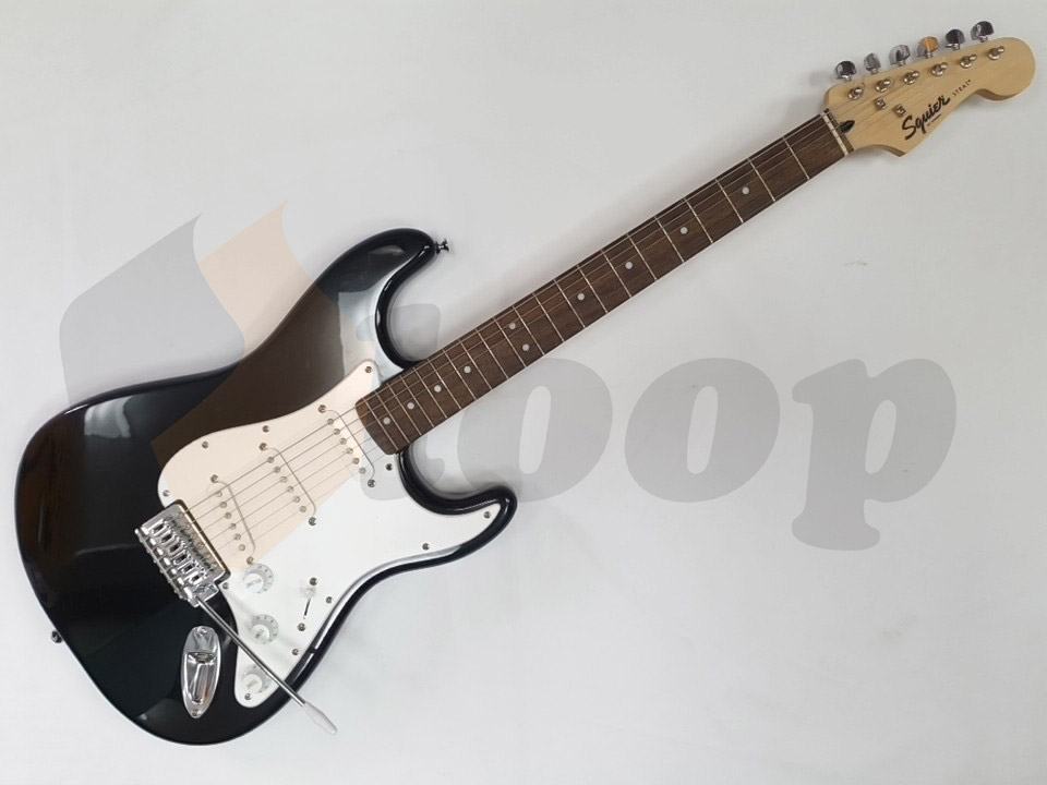 Squier Bullet Strat
