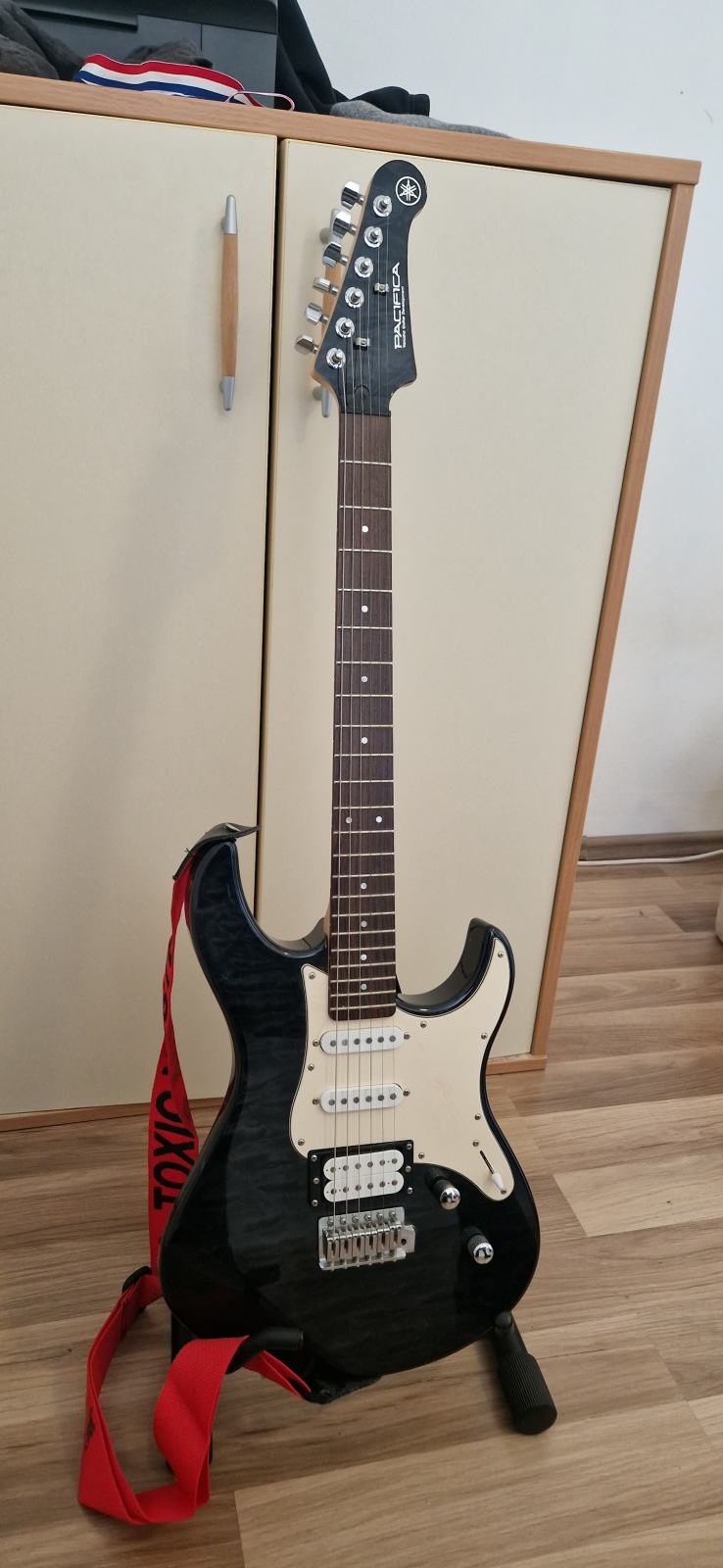 Yamaha Pacifica PAC212VQM