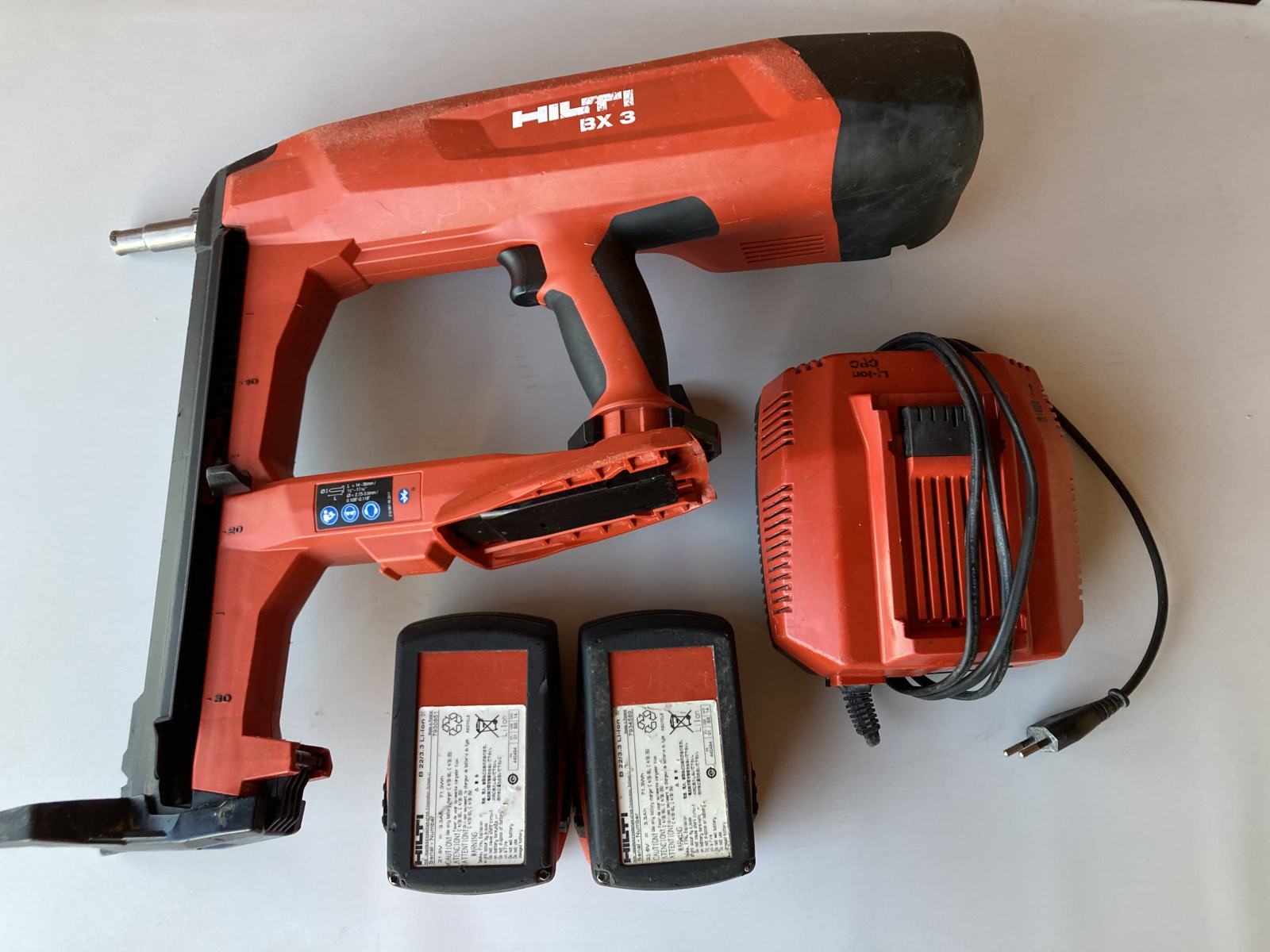 Hilti BX3 akumulatorski pištolj za čavle