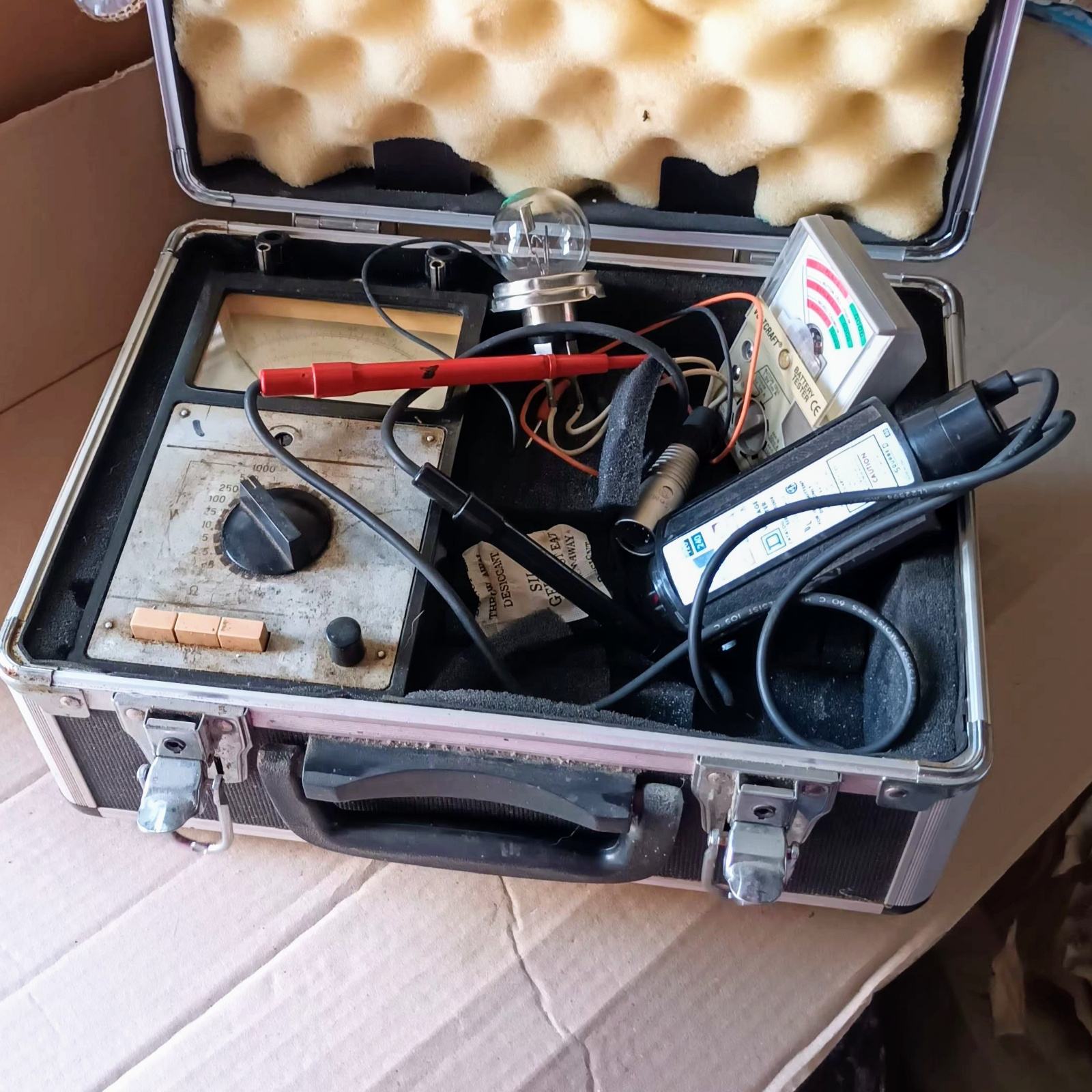 Mjerni instrument - u koferčiču