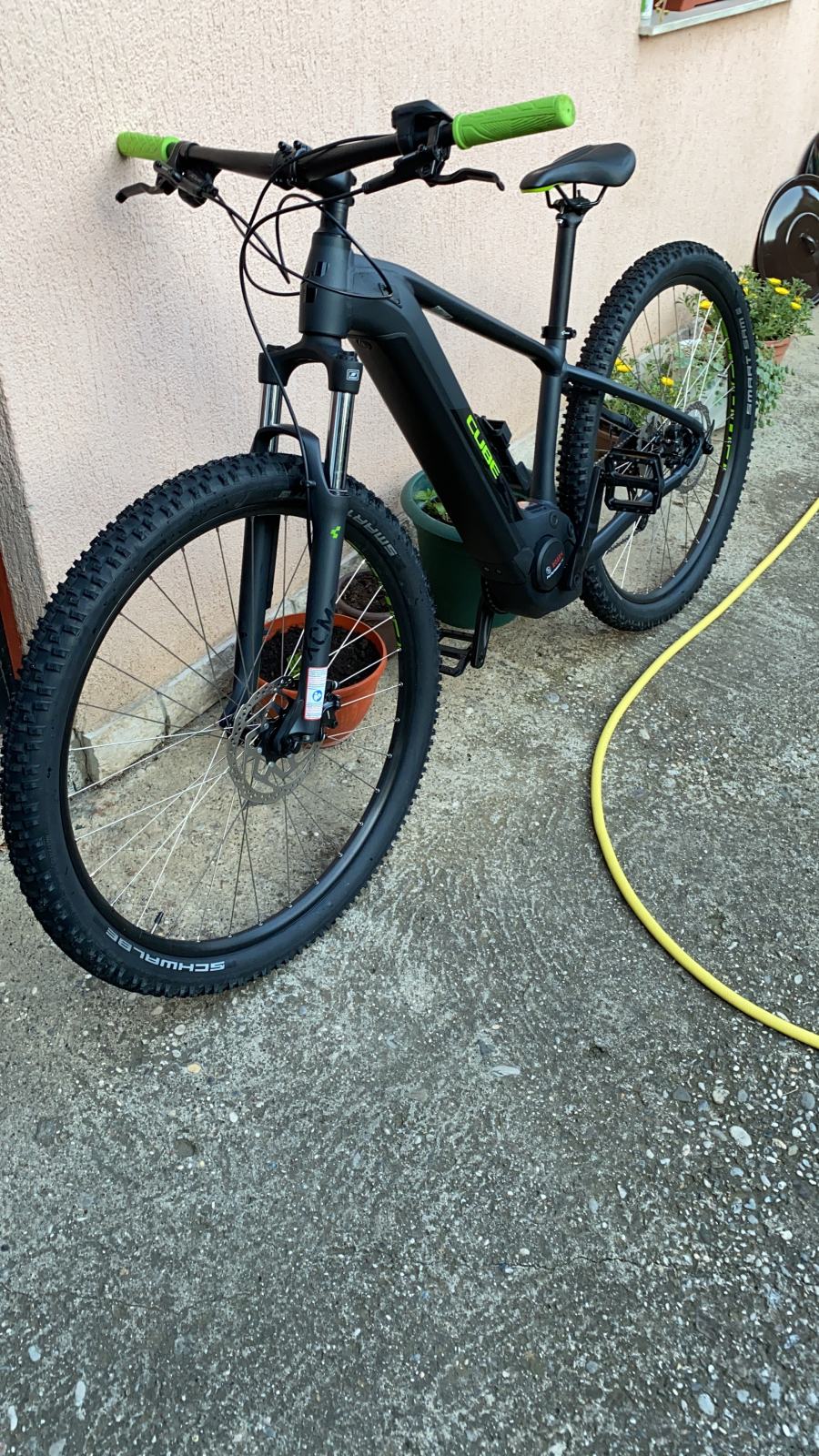 Cube reaction hybrid iridium and green 400