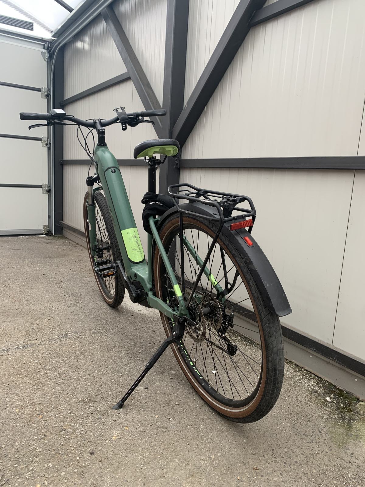 CUBE TOURING HYBRID ONE Bosch 500 Easy Entry 2022, R1 račun