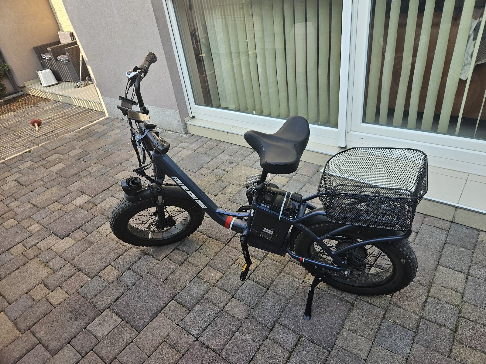 Električni bicikl burchda u8