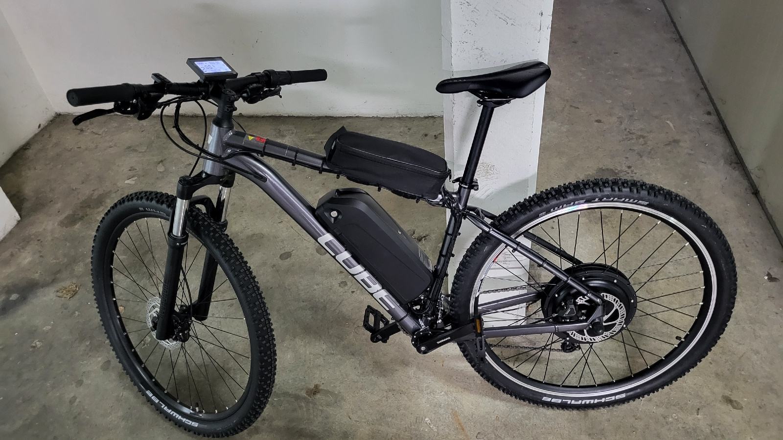 Električni bicikl Cube, 1500 W motor, 18 Ah baterija, 50km/h