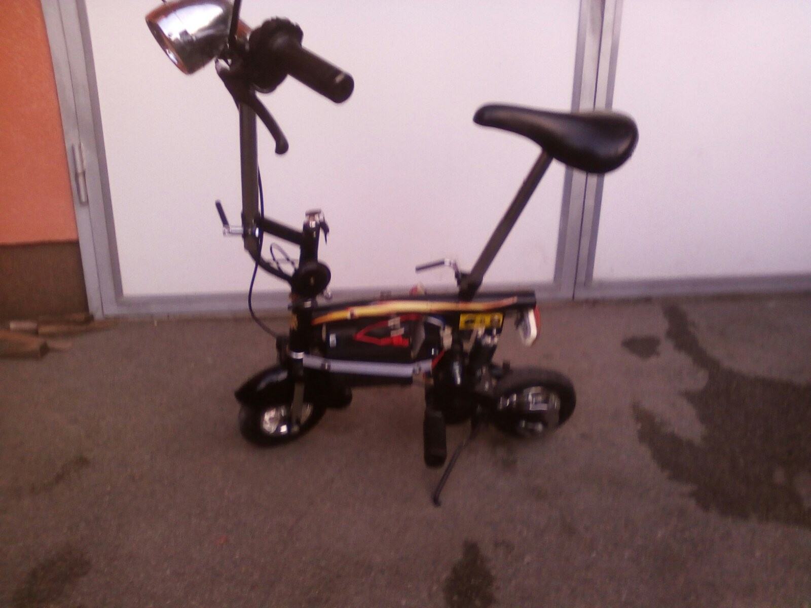 Električni mini bike