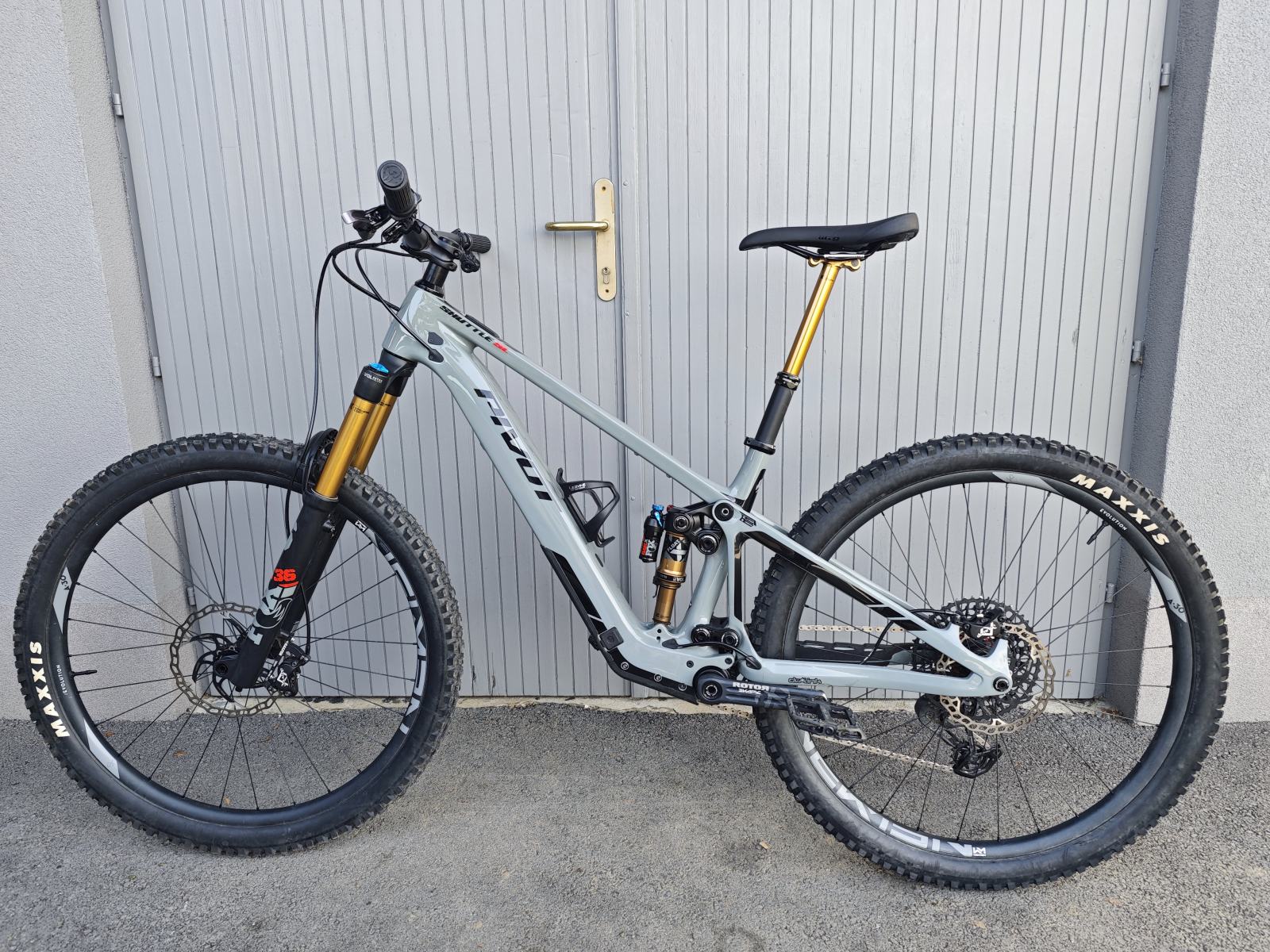 Pivot Shuttle SL - X0 Pro Transmission / MEDIUM