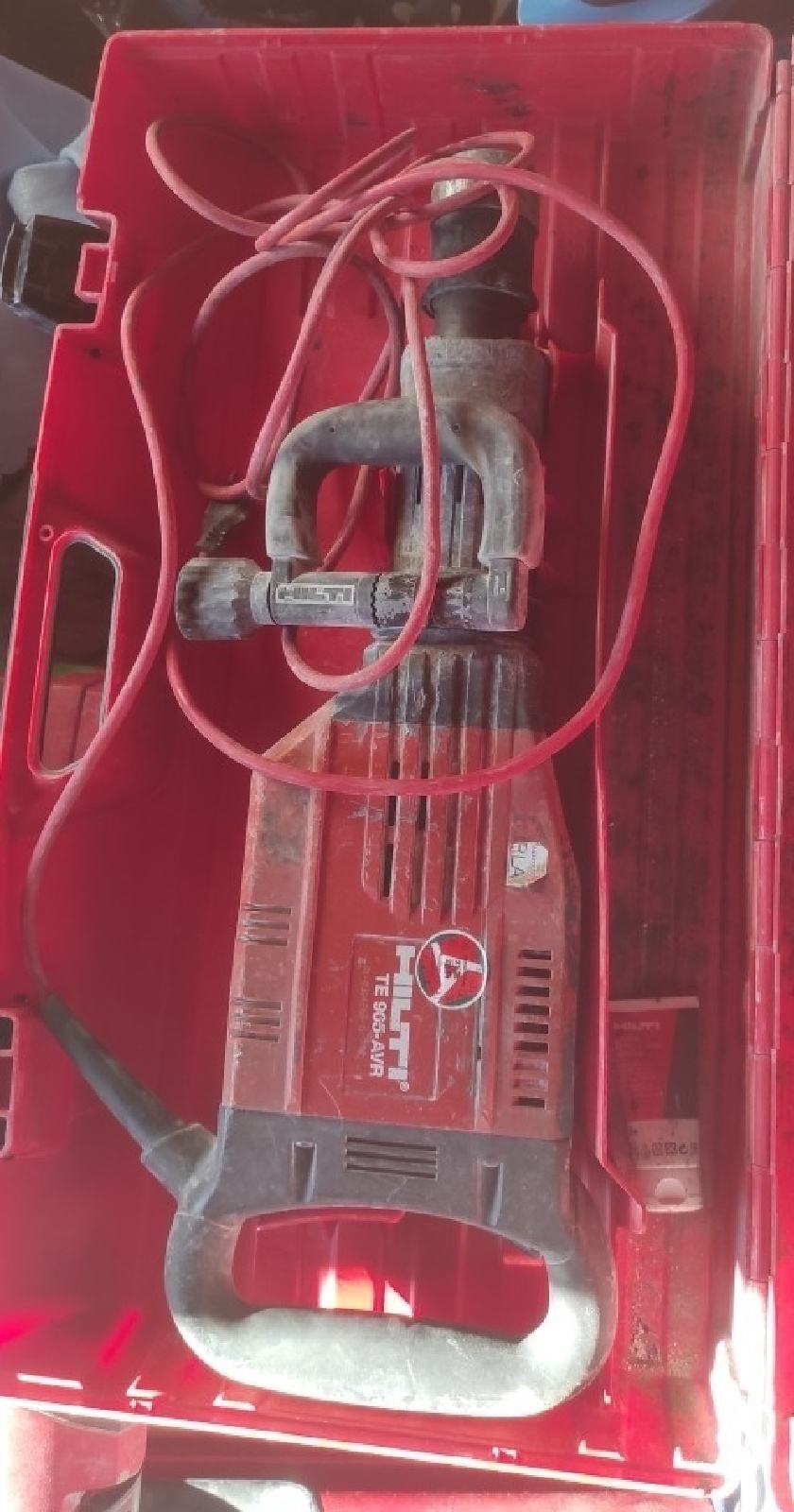HILTI TE 905 AVR