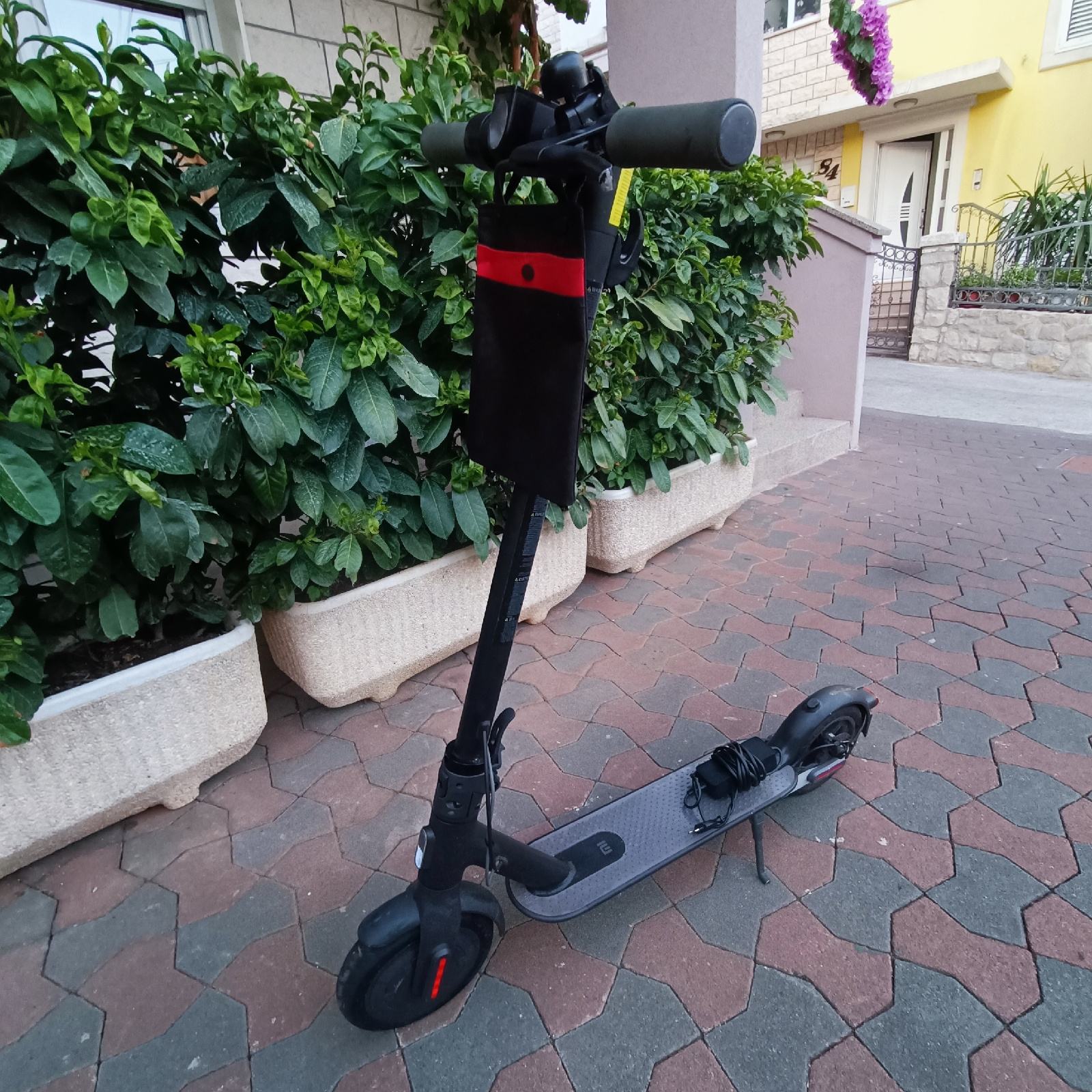 Električni romobil XIAOMI Essential