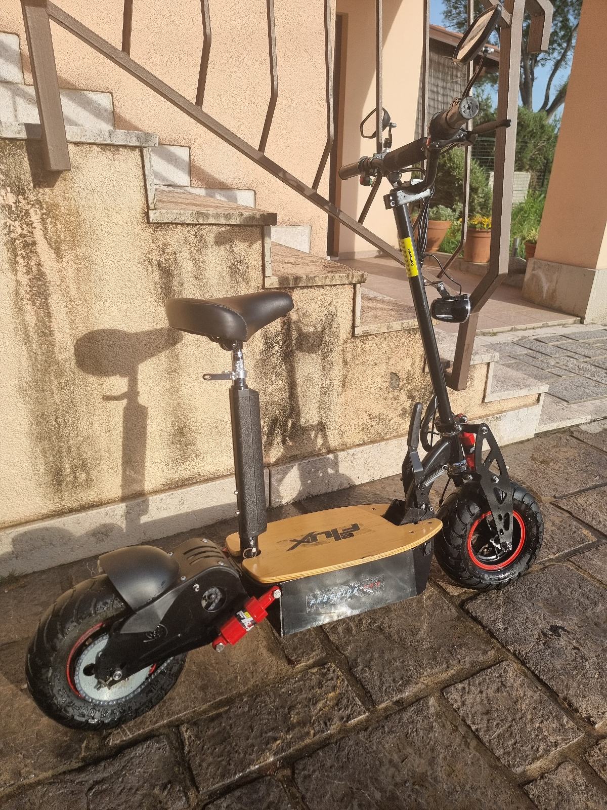 Elektro skuter romobil eFlux Freeride PRO - 1600 Watt 48V E-Scooter