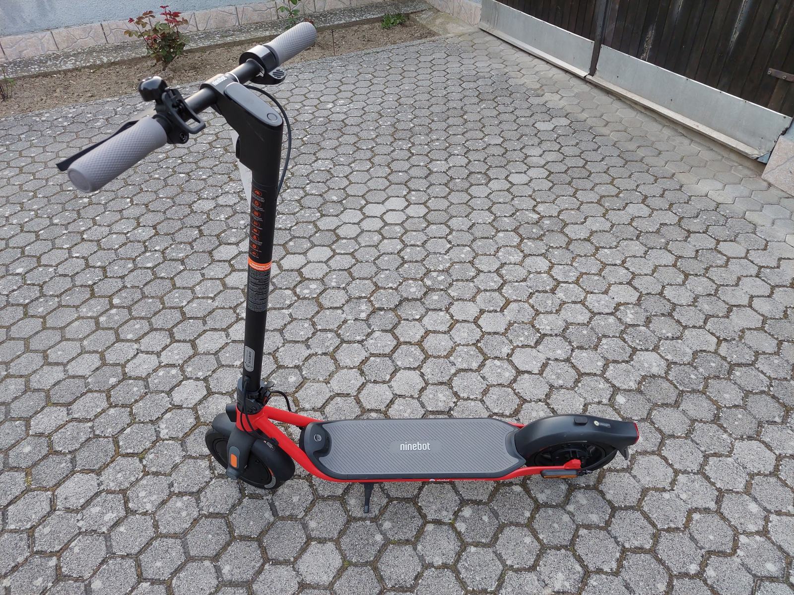 Segway Ninebot Kickscootera D18E