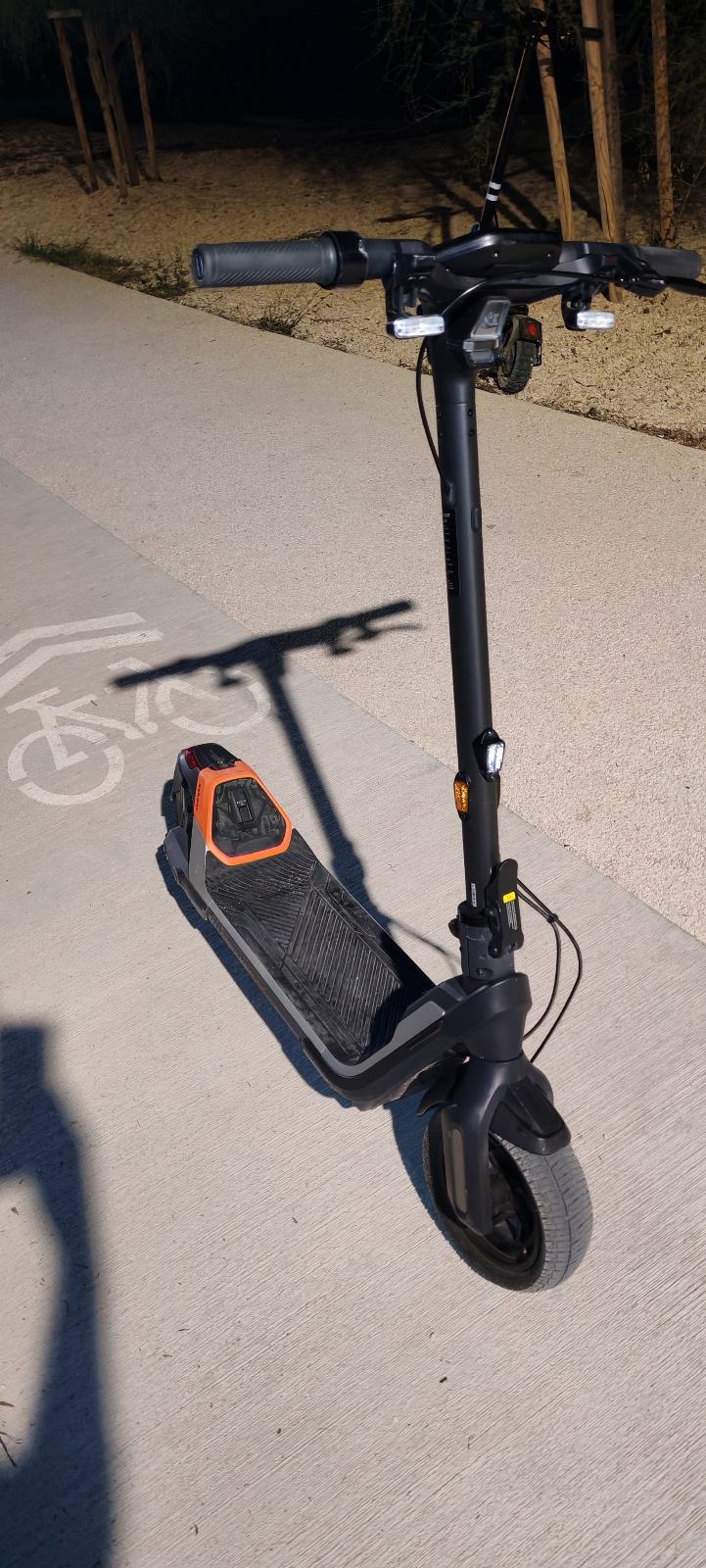 Segway p65 električni romobil