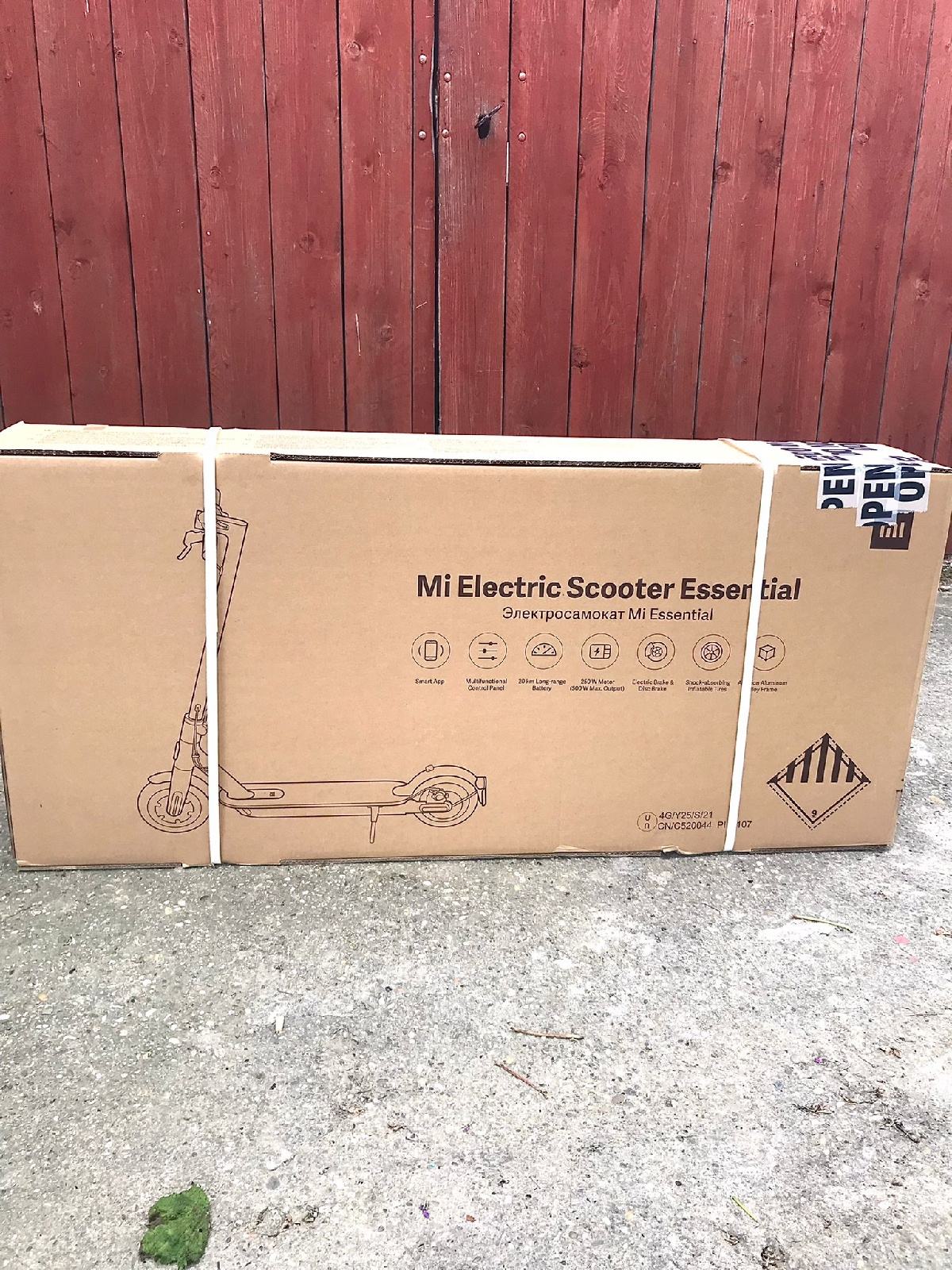 Xiaomi Mi Electric Scooter Essential *NOVO* *RAČUN I JAMSTVO*