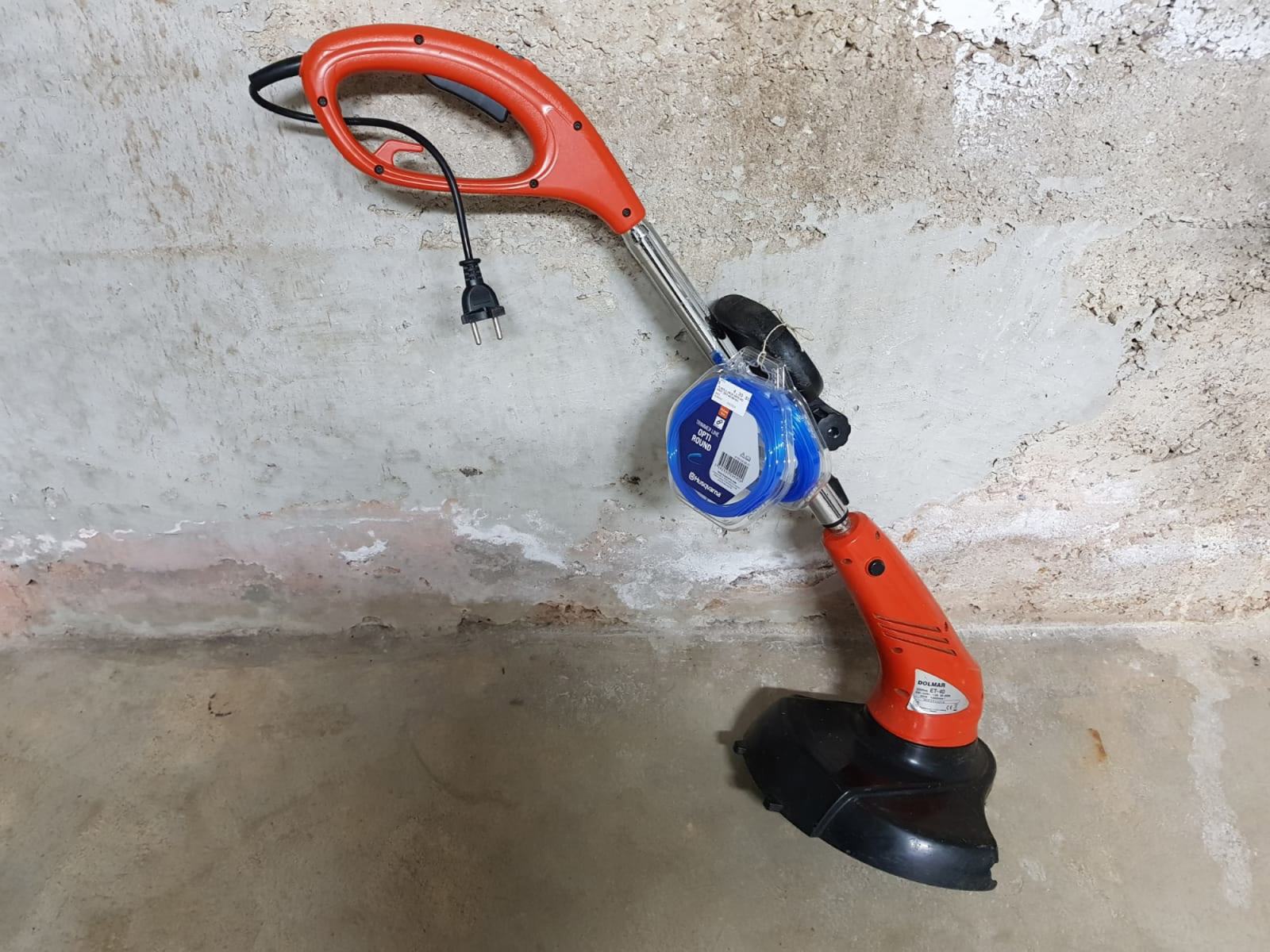 Prodajem Dolmar trimer et-40