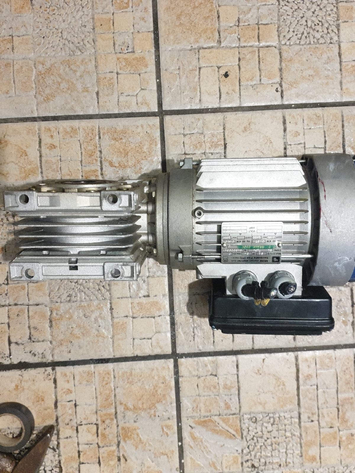 Elektro motor reduktor