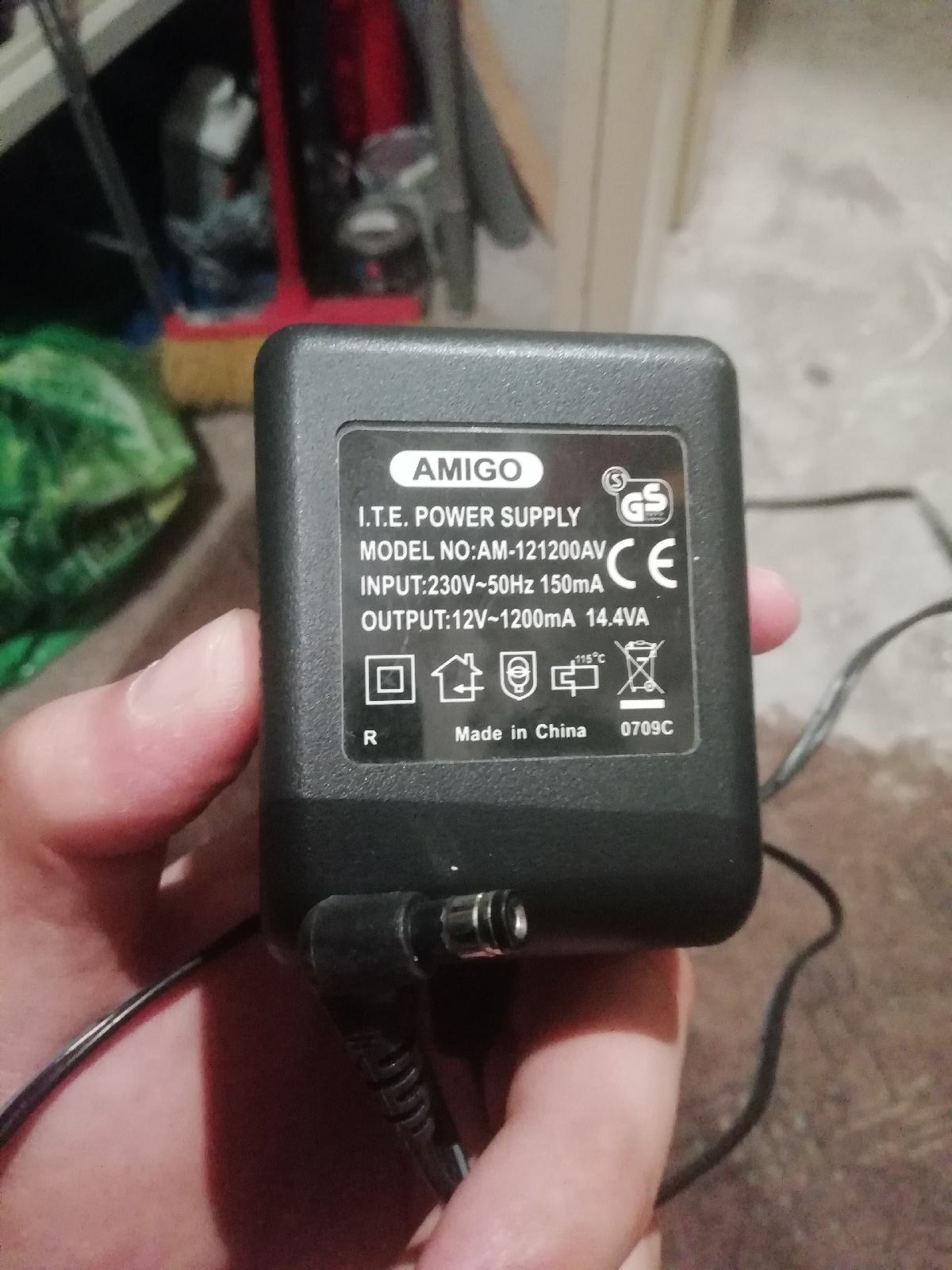 Adapter Amigo 12v~1200mA 14.4VA