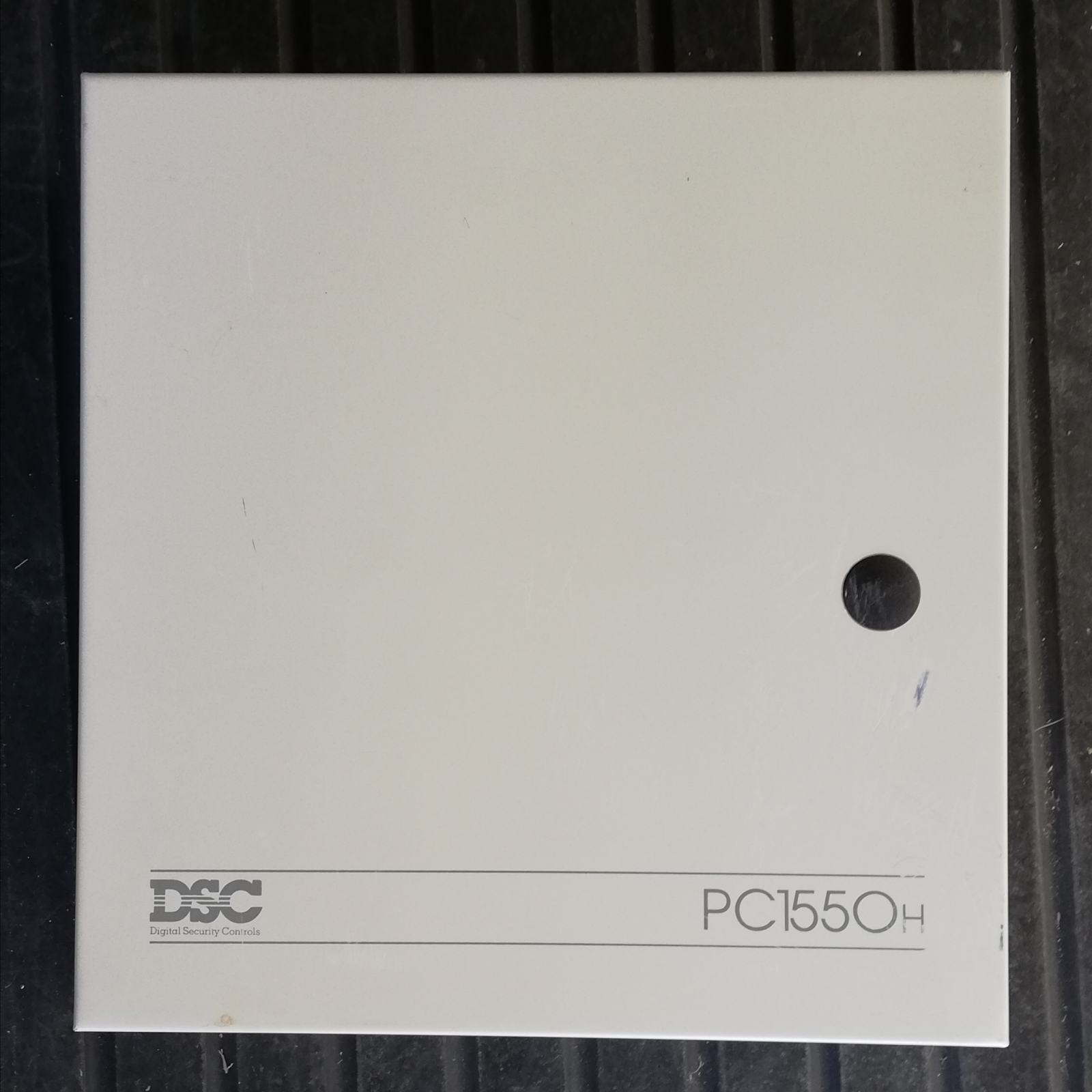 DSC : PC 1550 , alarmna centrala ( komplet )