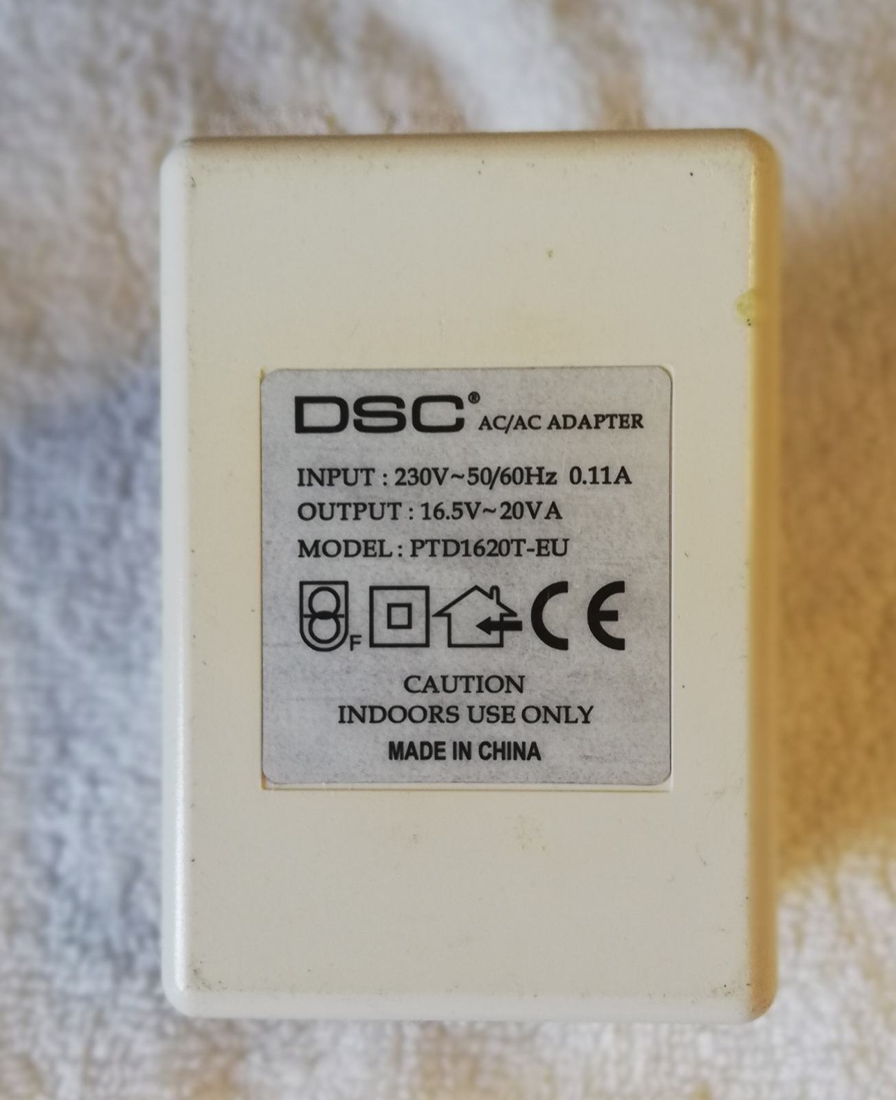 DSC : SCW 9045/47 , adapter napajanja : PTD1620T-EU