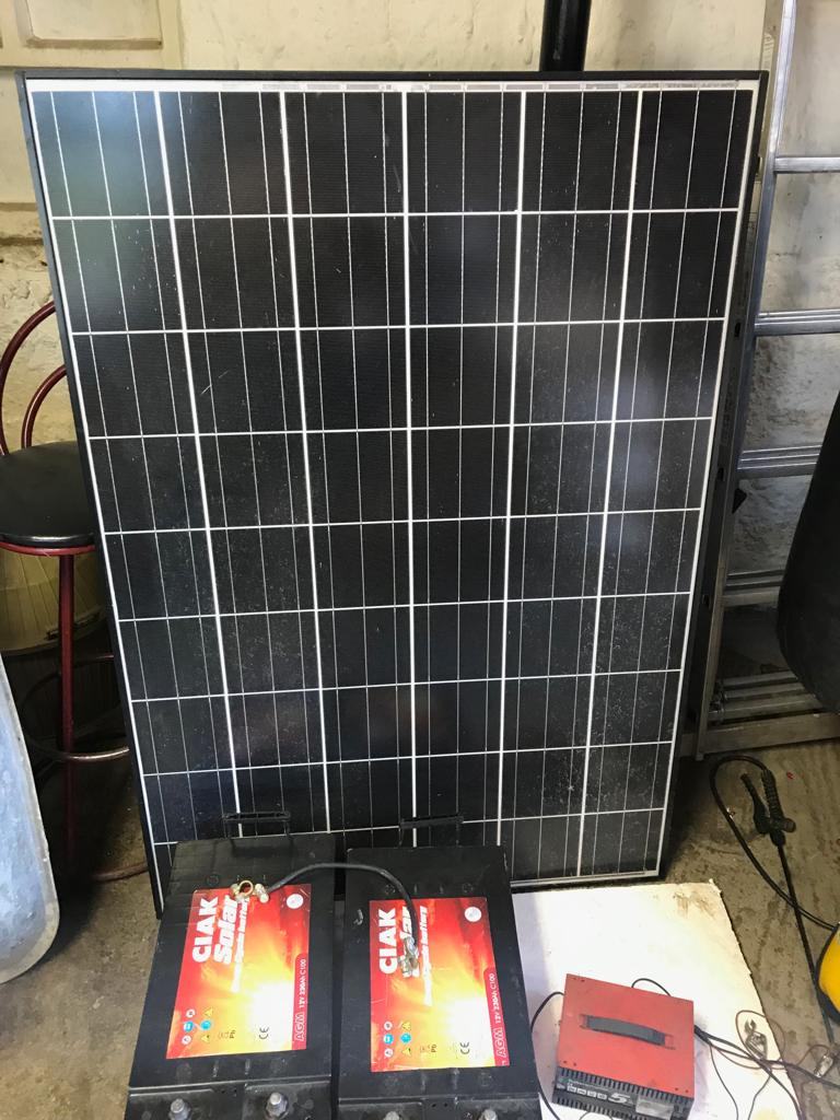 Električni solarni sustav