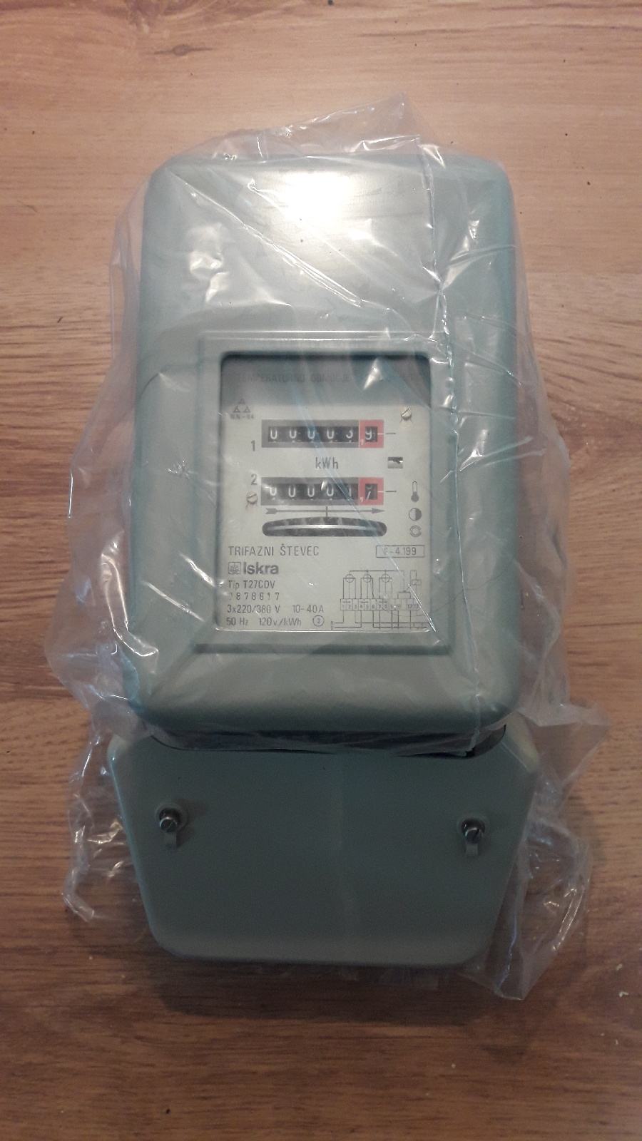 Električno brojilo trofazno Iskra tip t27cdv