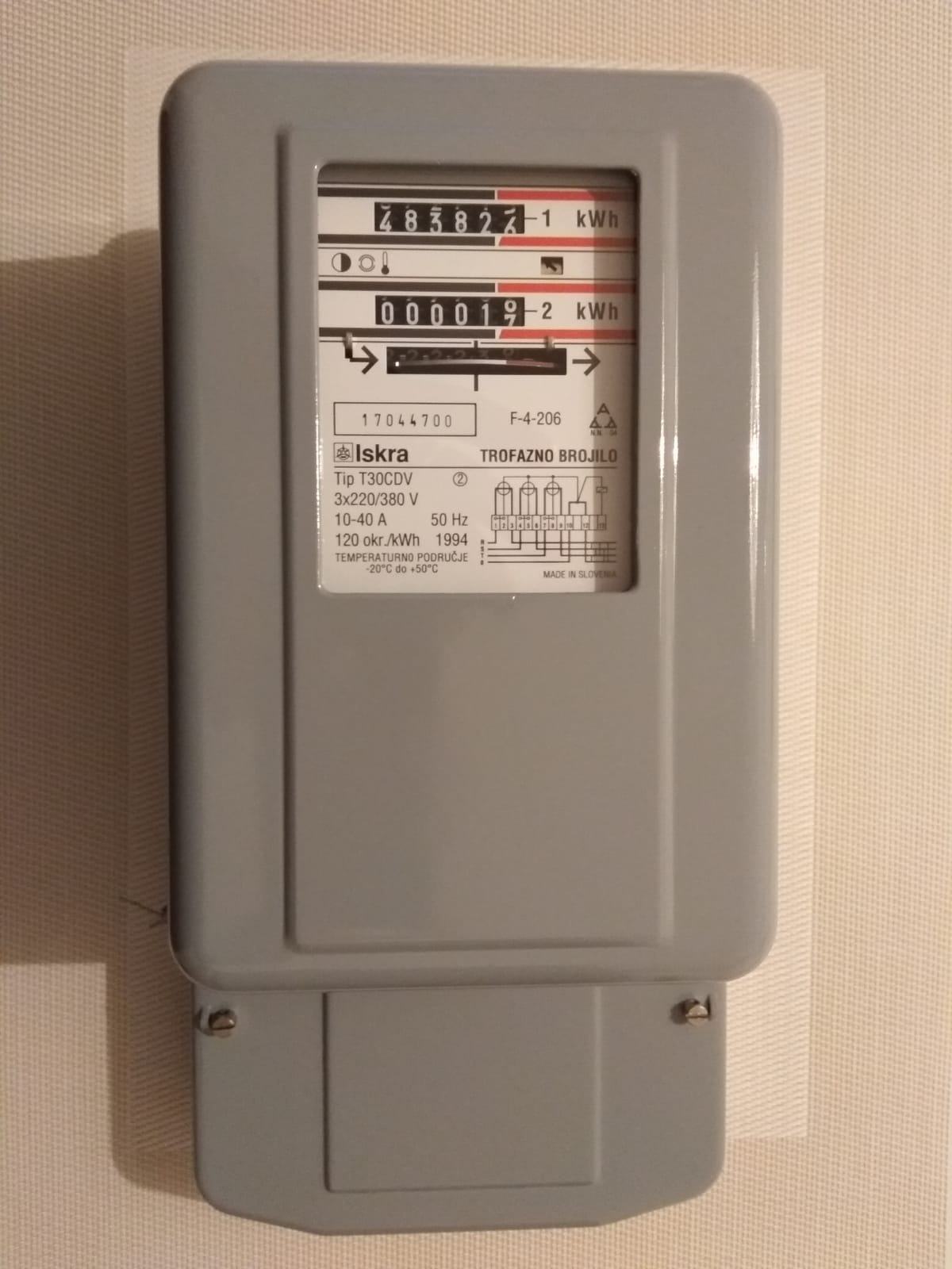 Električno dvotarifno trofazno brojilo ISKRA