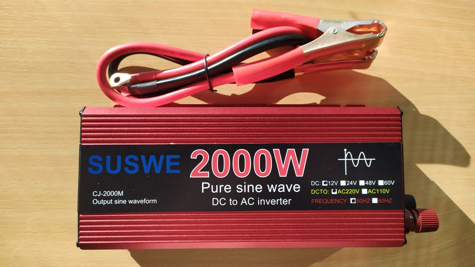 Inverter napona Čisti sinusni 2000W sa 12V na 220V