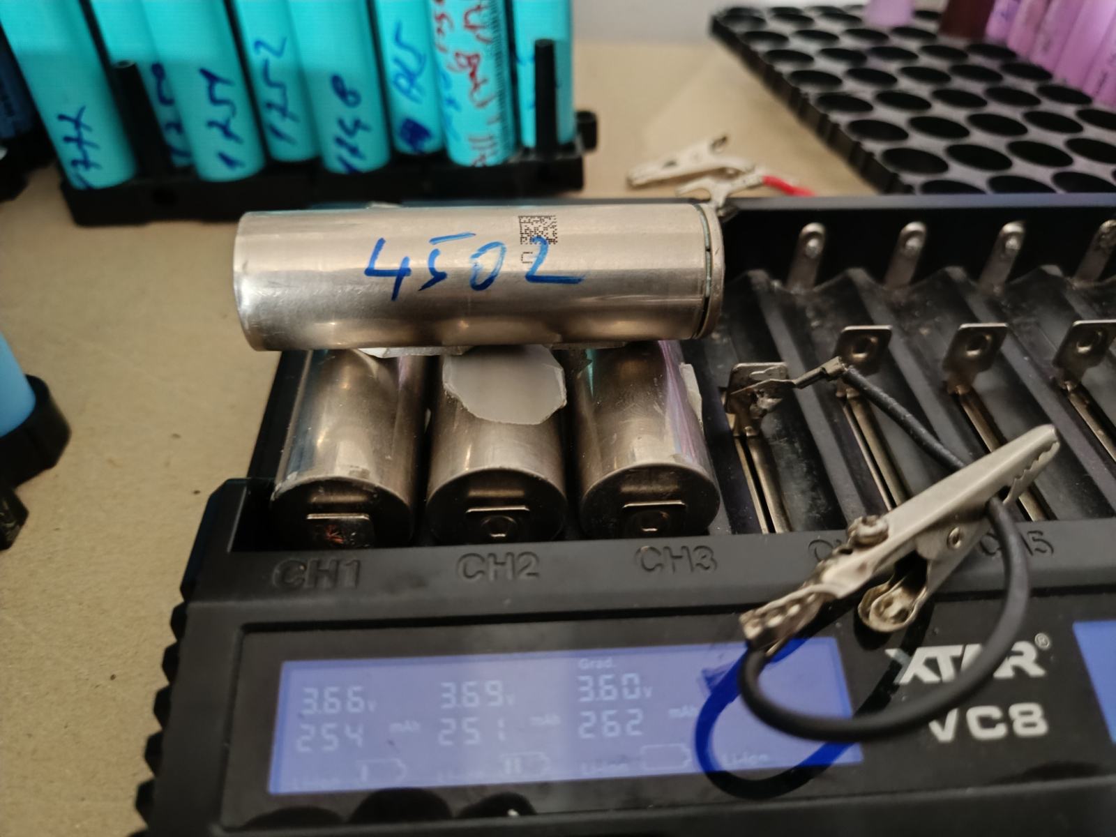 Litij ion, lipo ćelije, cilindrične, džepićaste (pouch)1500-11000 mAh