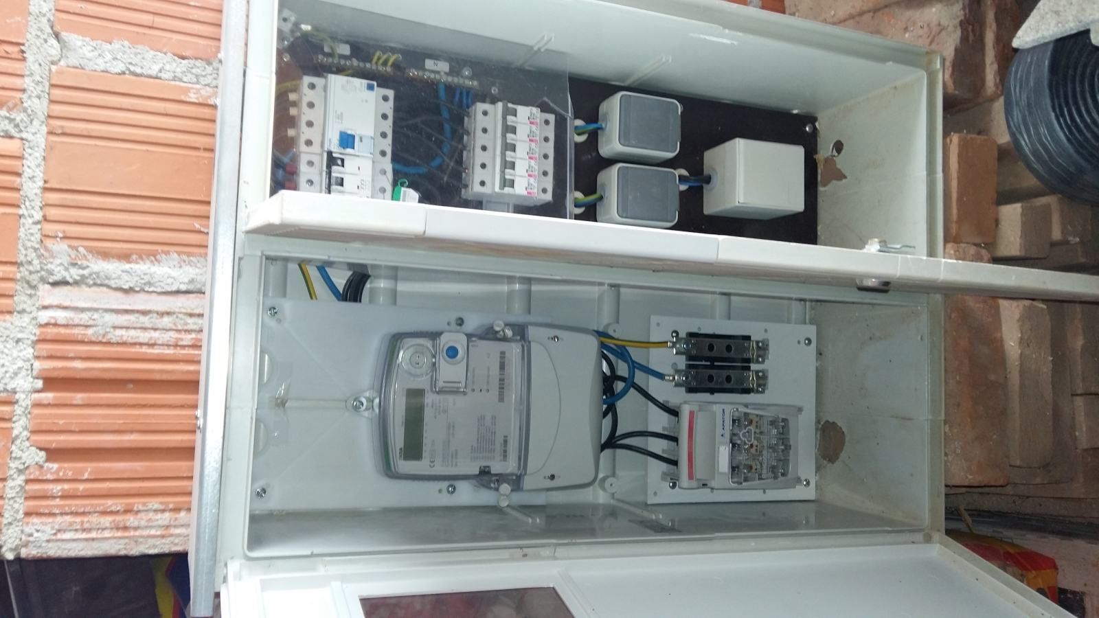 Ormar za struju HITNO!!!!