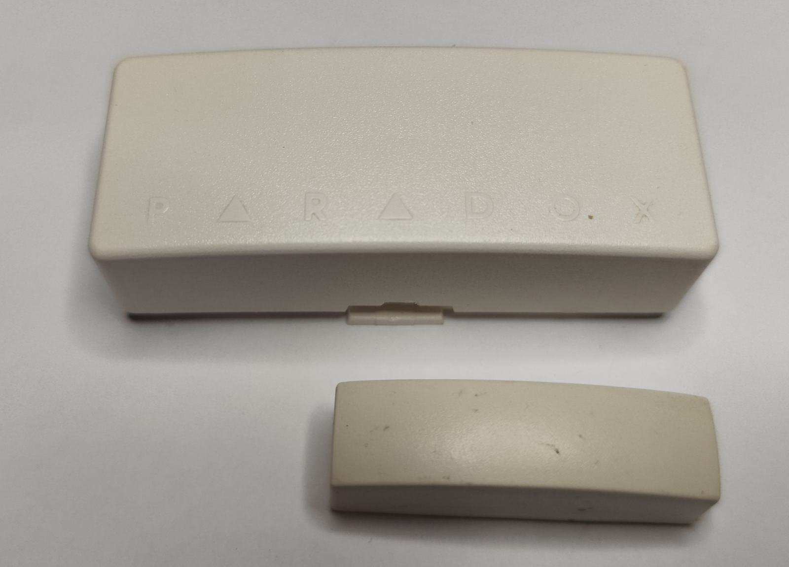 Paradox : ZC-1 adresabilni magnetni kontakt