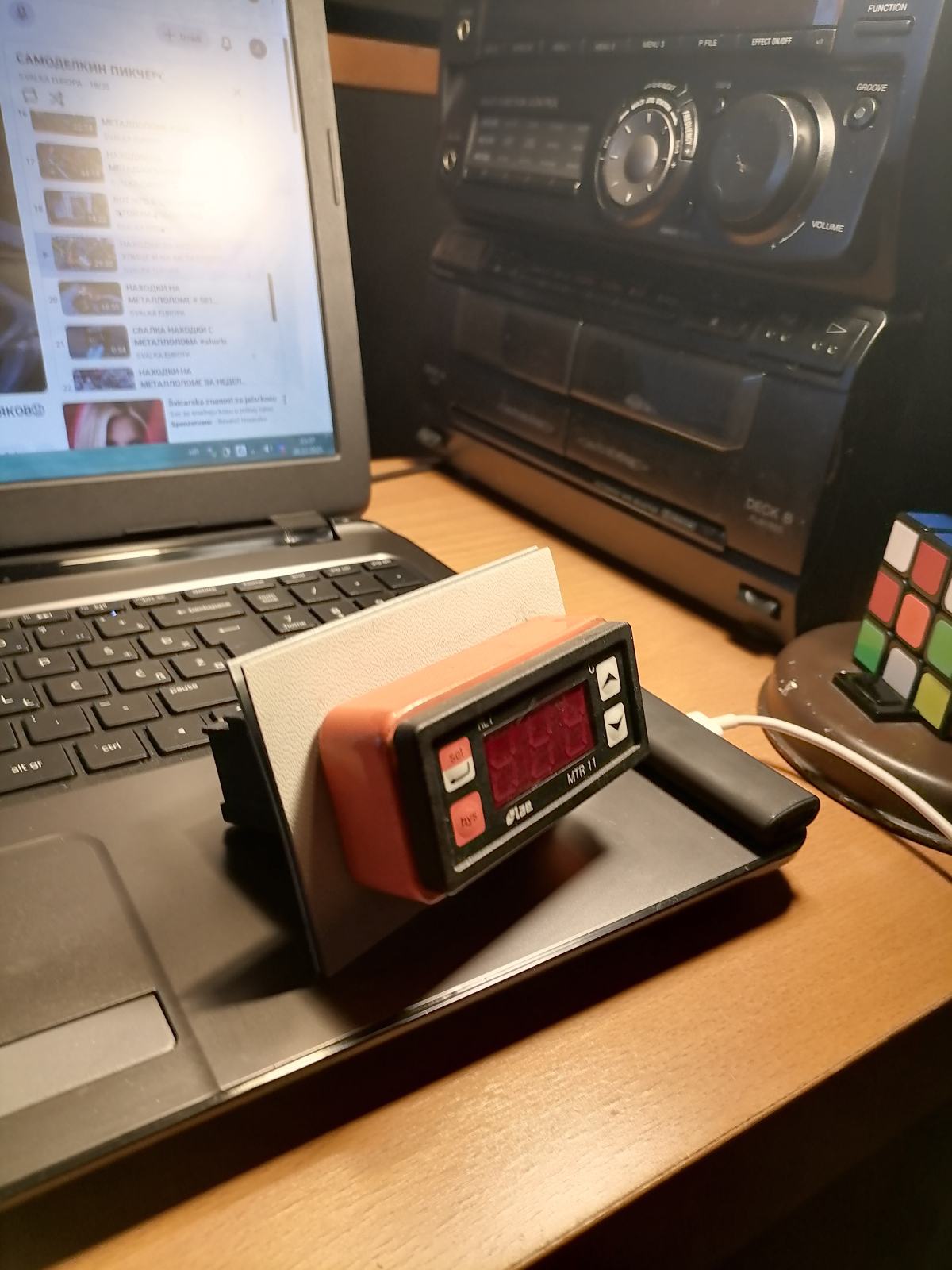 Regulator temp. 5 eura.