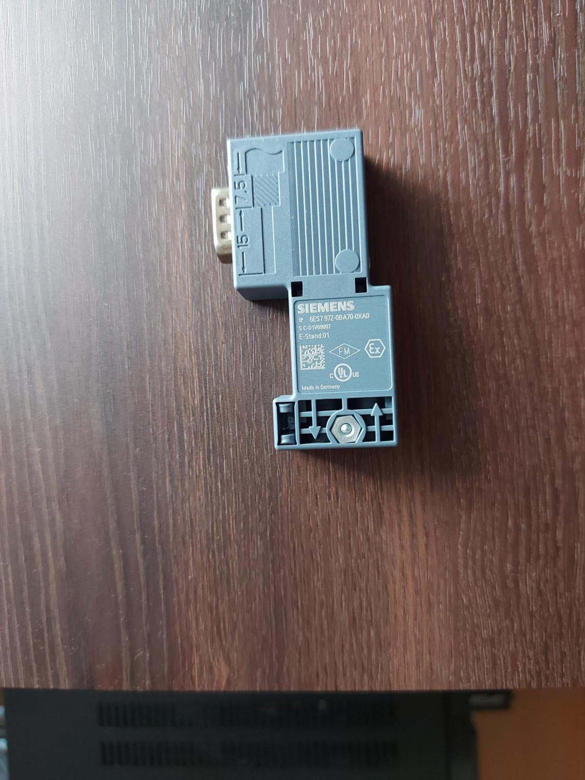 SIEMENS BUS CONNECTOR