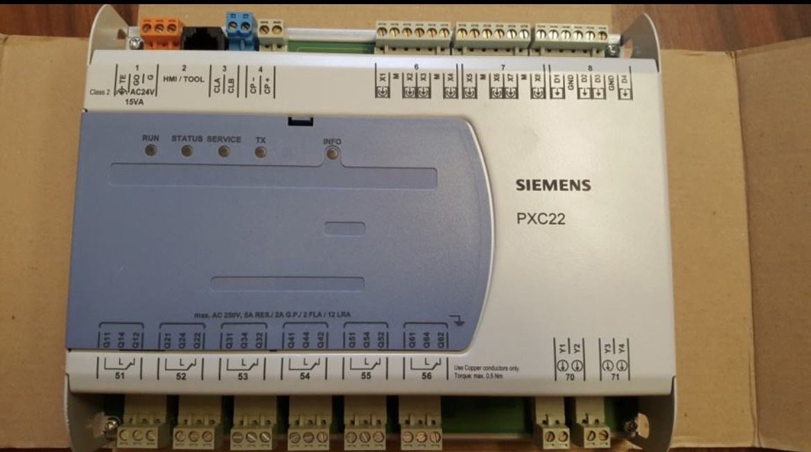 Siemens PXC22 PLC controller