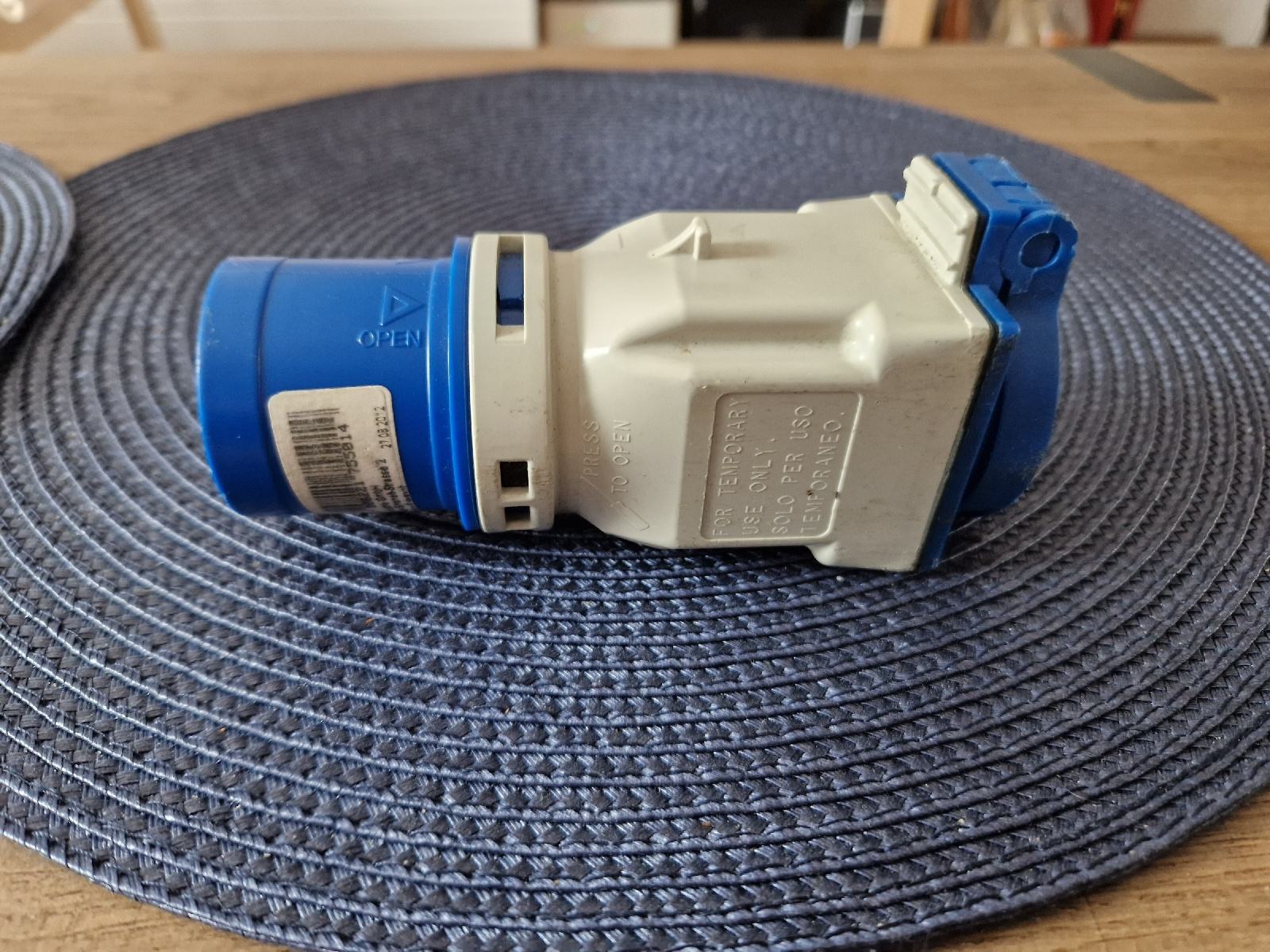 STRUJNI ADAPTER 16 A