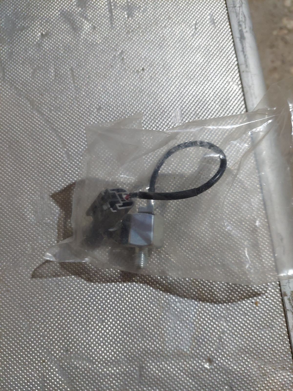 SUZUKI SX4 SENZOR DETONACIJE 1864078G00 E1T25271