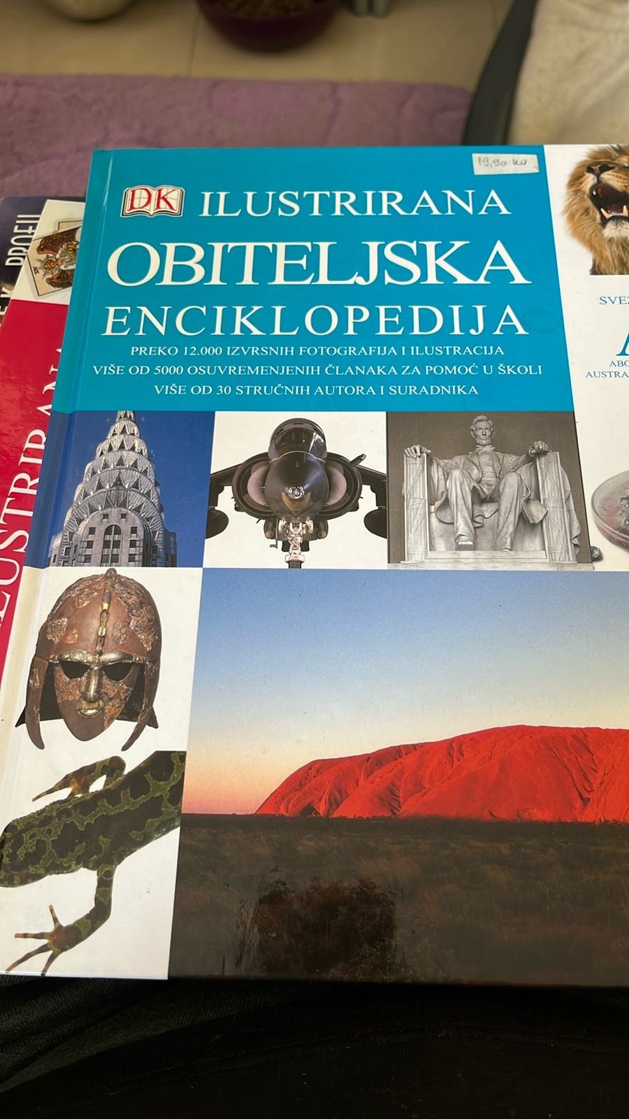 Knjiga Ilustrirana obiteljska enciklopedija