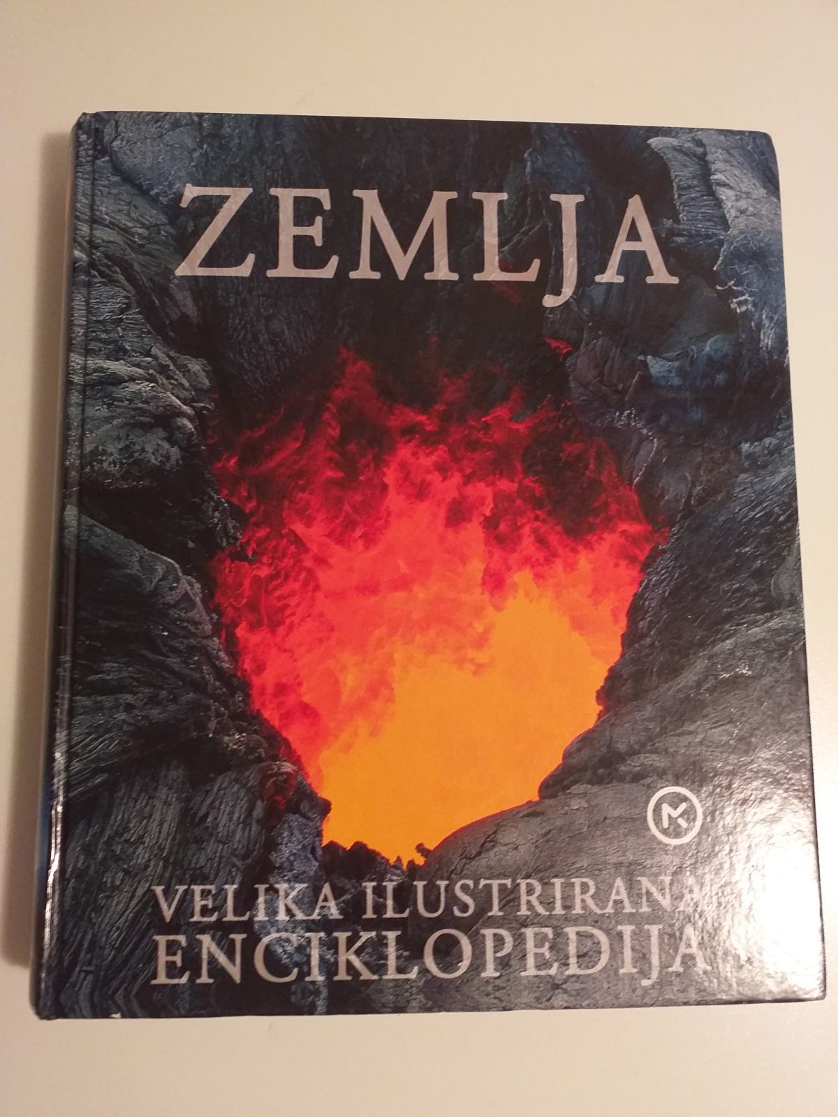 ZEMLJA Velika ilustrirana enciklopedija